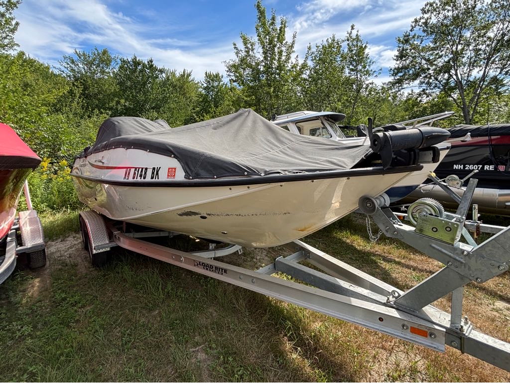 Used Sun Tracker Party Deck 21 2005 for sale in Bristol, New Hampshire ...