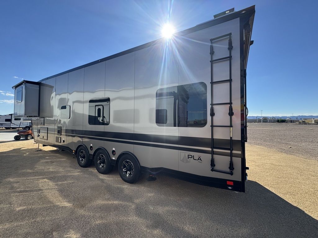 New ATC Trailers 700 Series Fifth Wheel 4020 2025 for sale in Lake ...