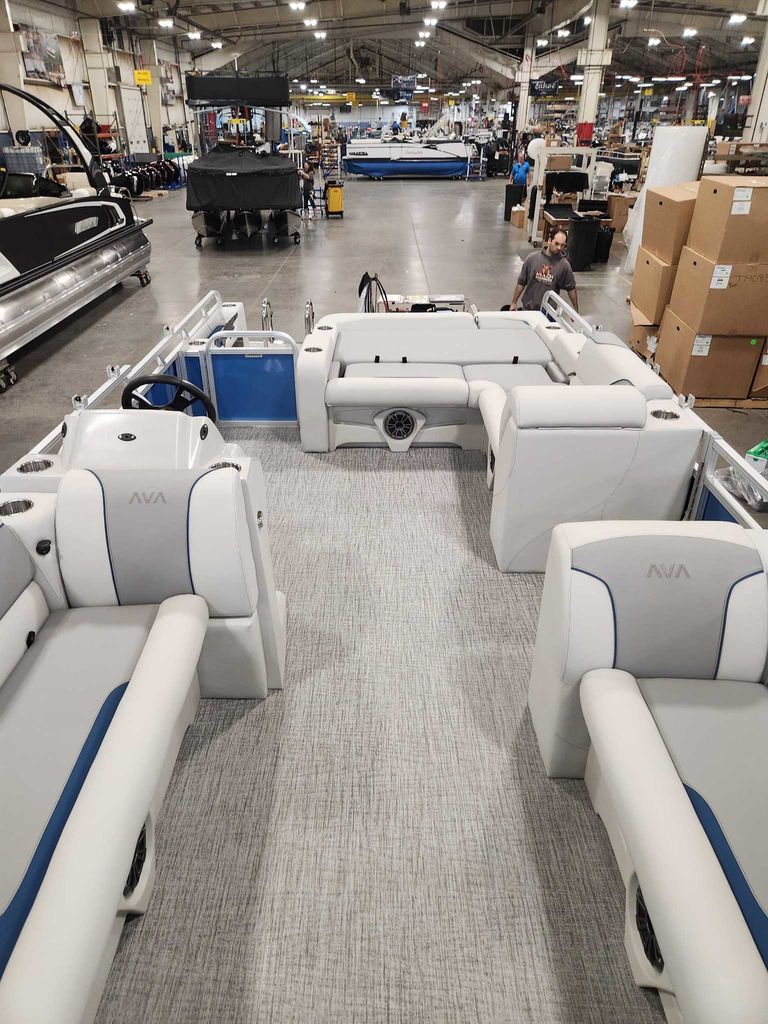 New Avalon 2185 25 Venture 85 VRB 2026 for sale in Howell, Michigan ...