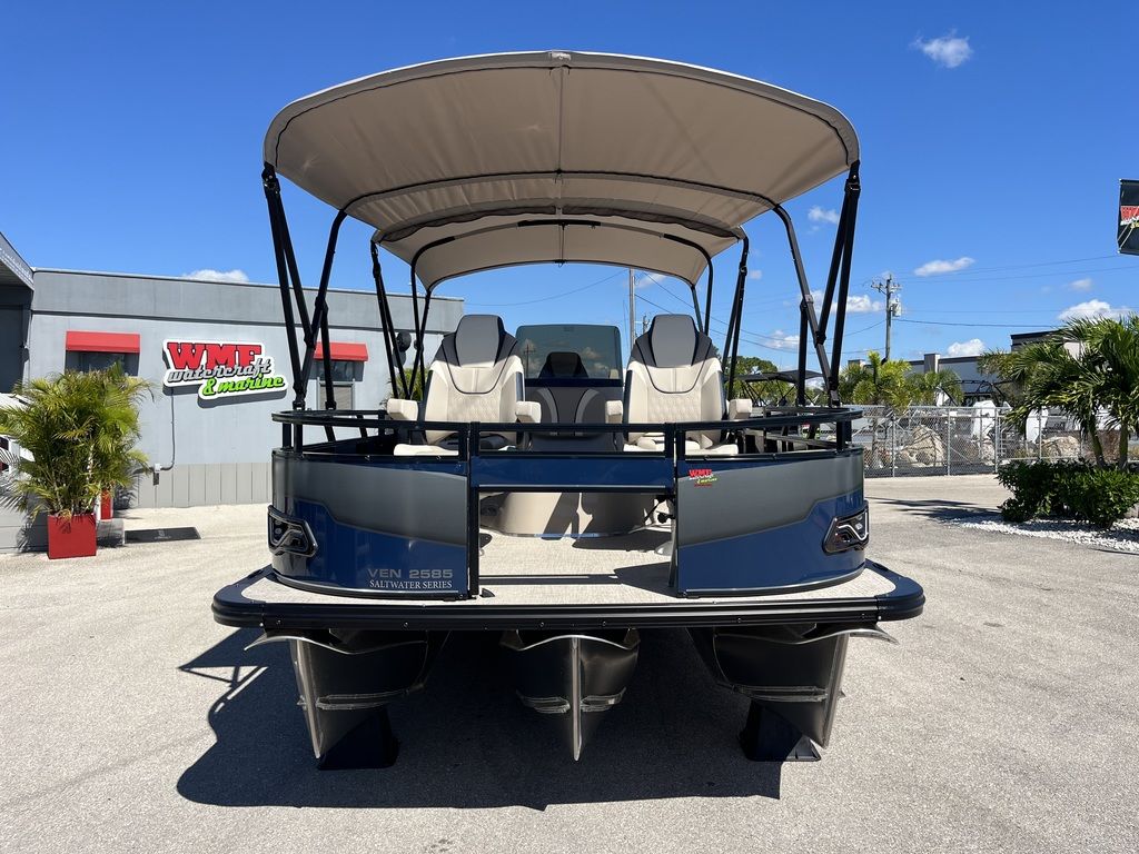 New Avalon 2585 Venture 85 Center Console Fish Tri Toon High ...