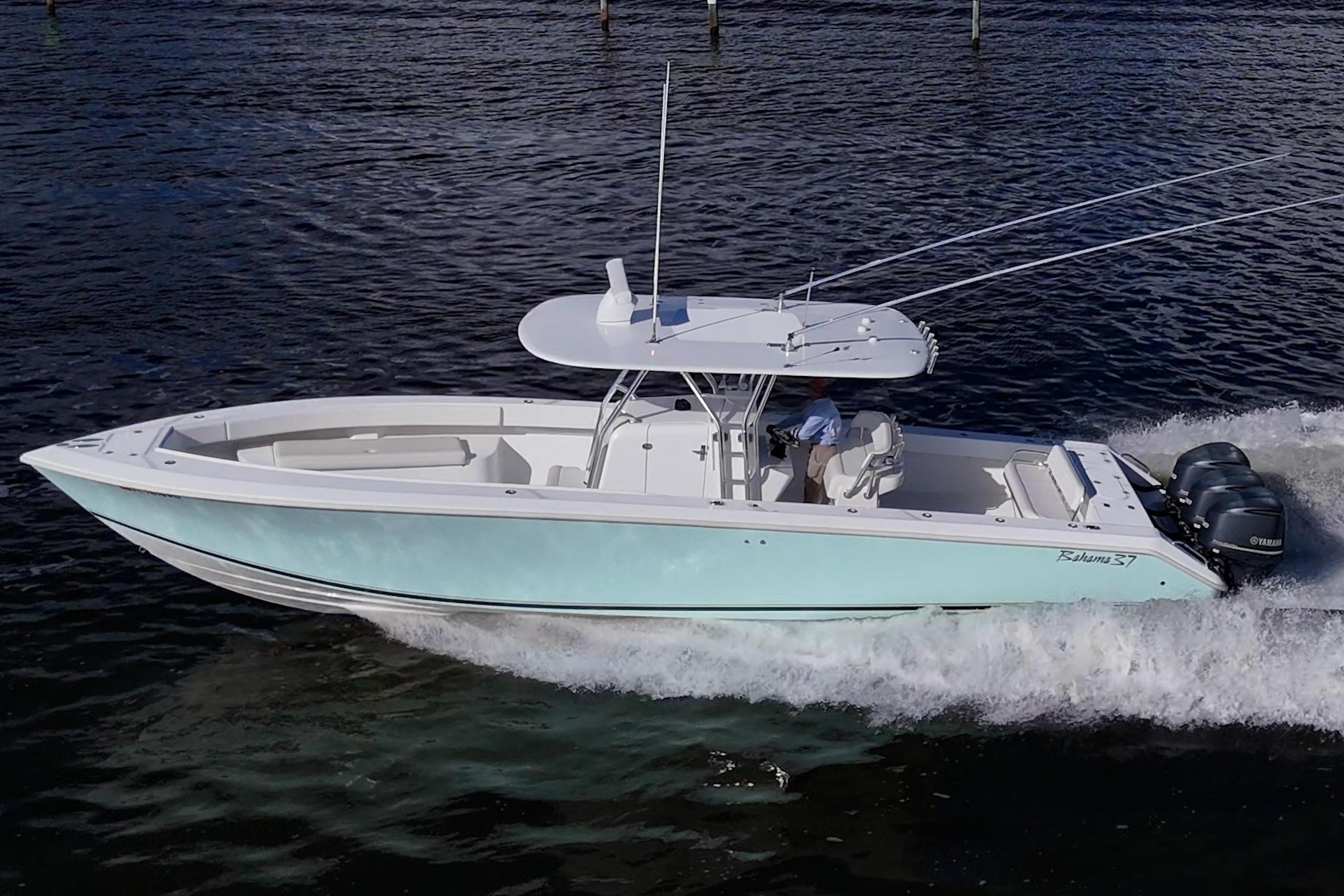 Used Bahama 37 2011 for sale in Jupiter, Florida - Boatzon.com