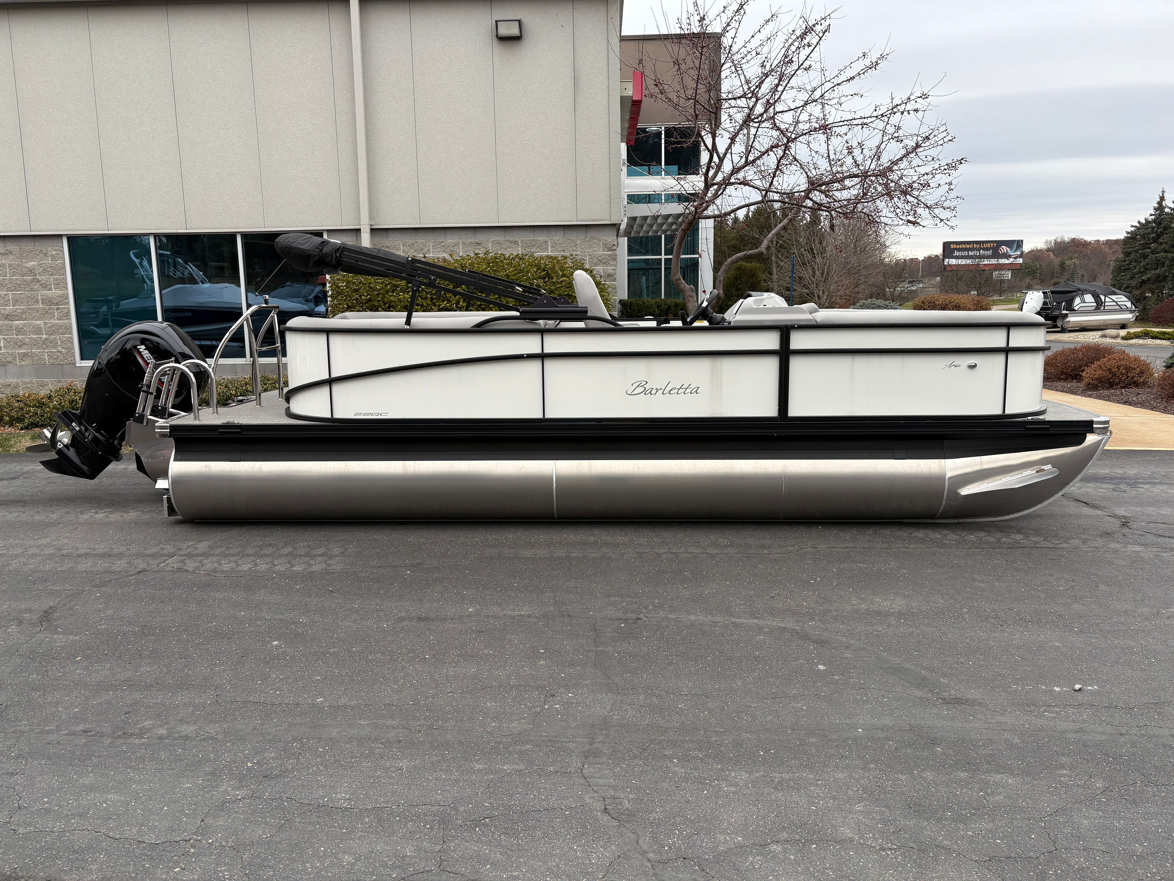 New Barletta ARIA 22QC 2025 for sale in Fenton, Michigan - Boatzon.com