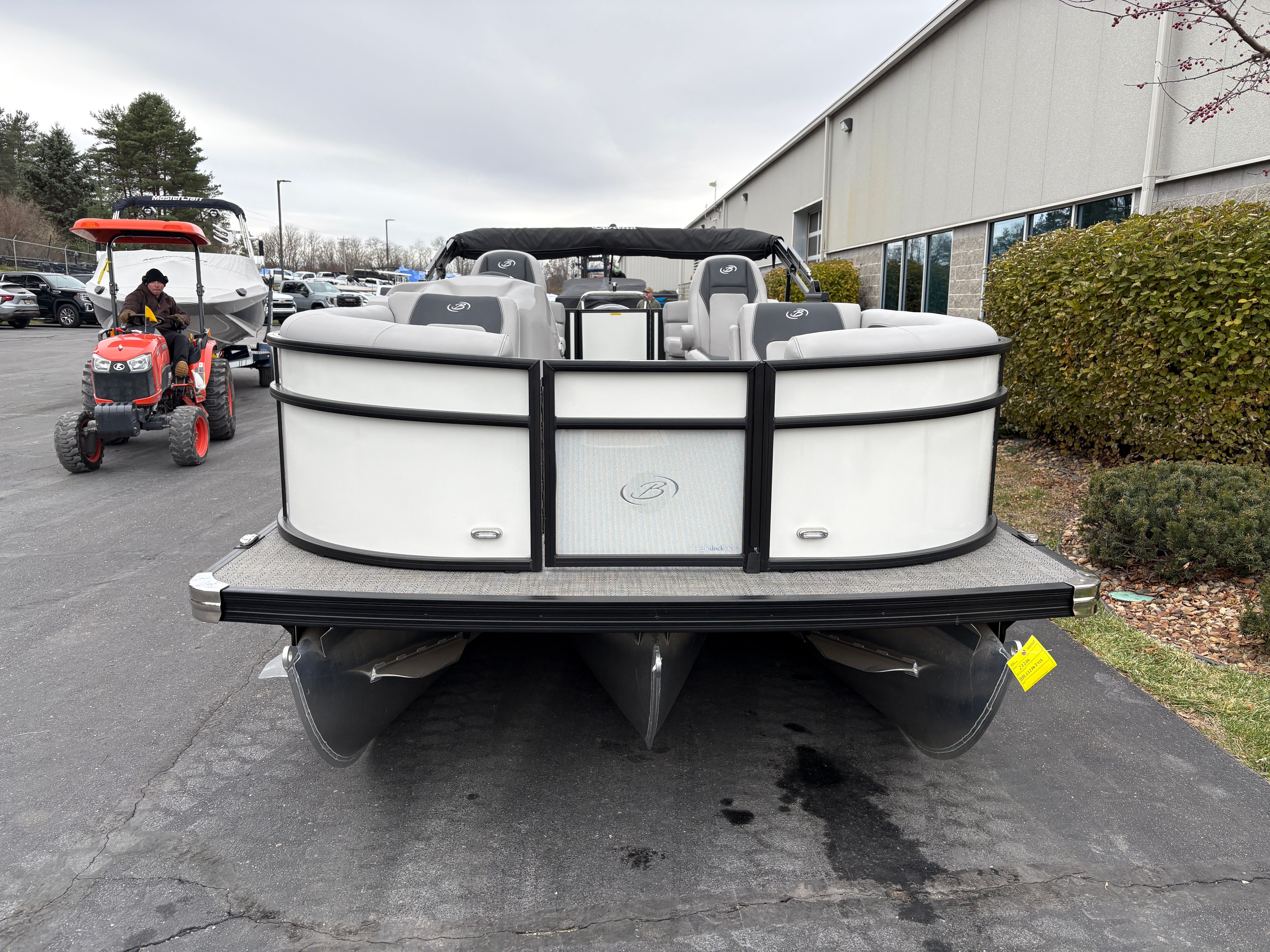 New Barletta ARIA 22QC 2025 for sale in Fenton, Michigan - Boatzon.com
