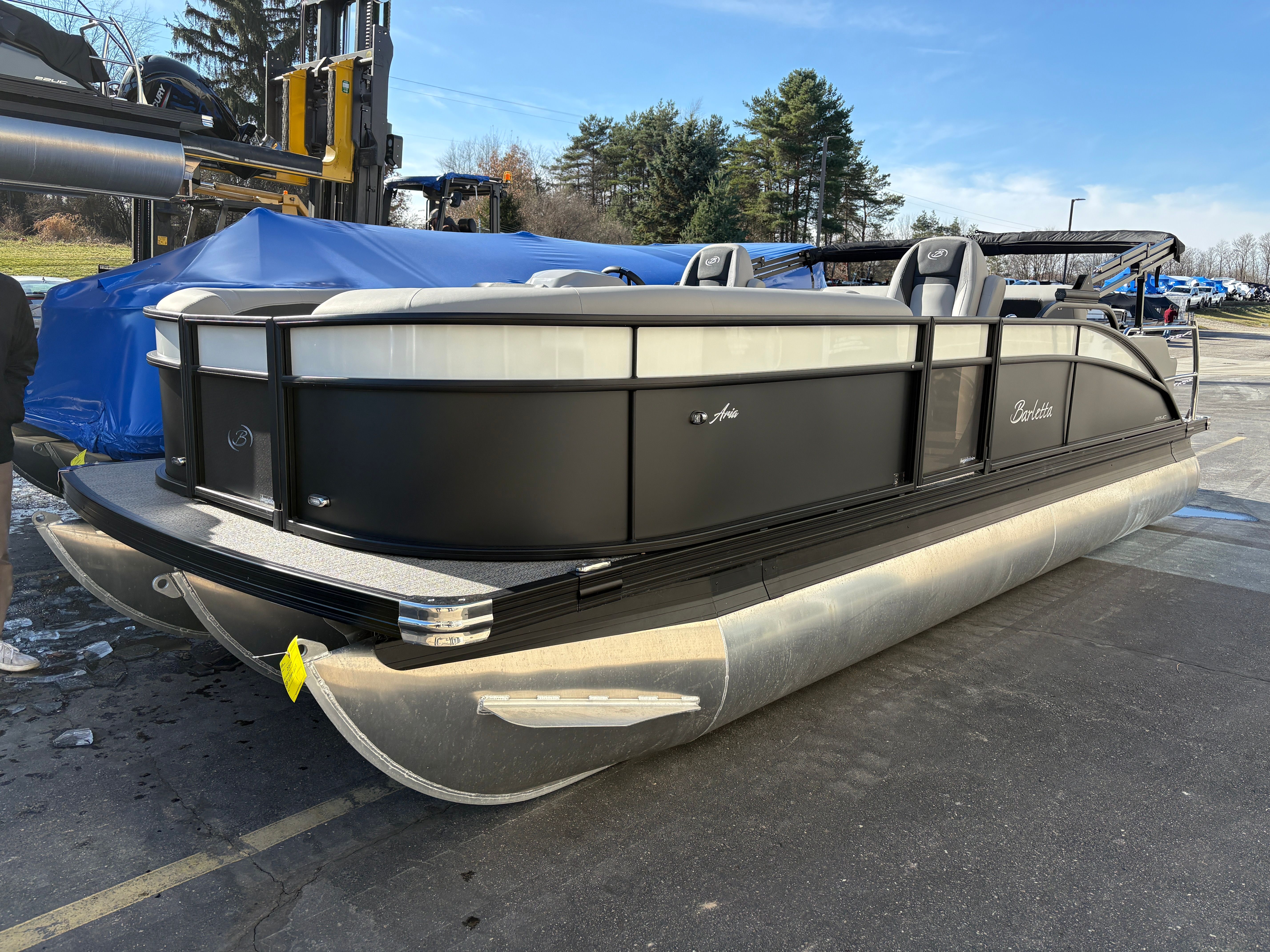 New Barletta ARIA 22UC 2025 for sale in Fenton, Michigan - Boatzon.com
