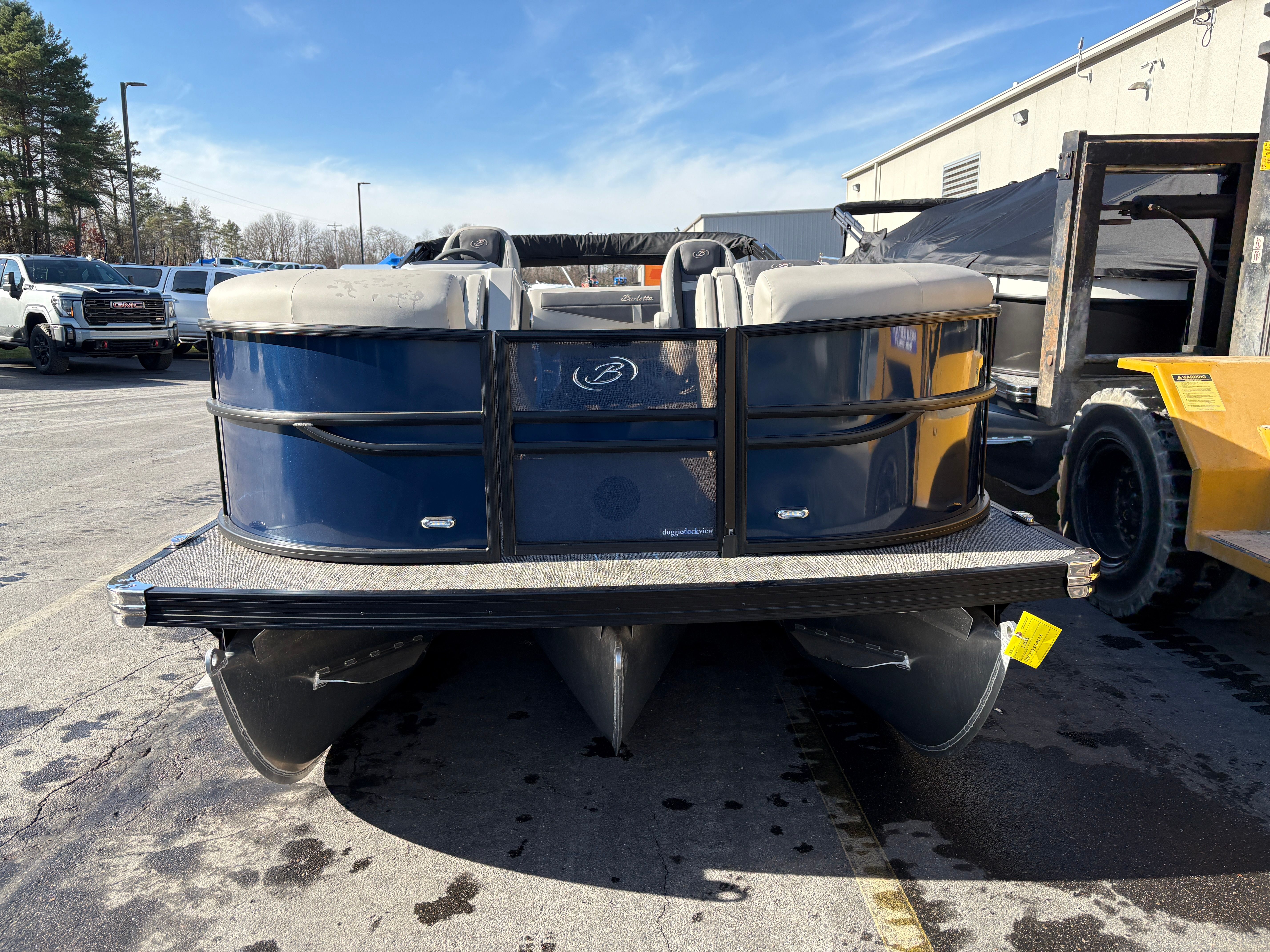 New Barletta Cabrio 22UC 2025 for sale in Fenton, Michigan - Boatzon.com