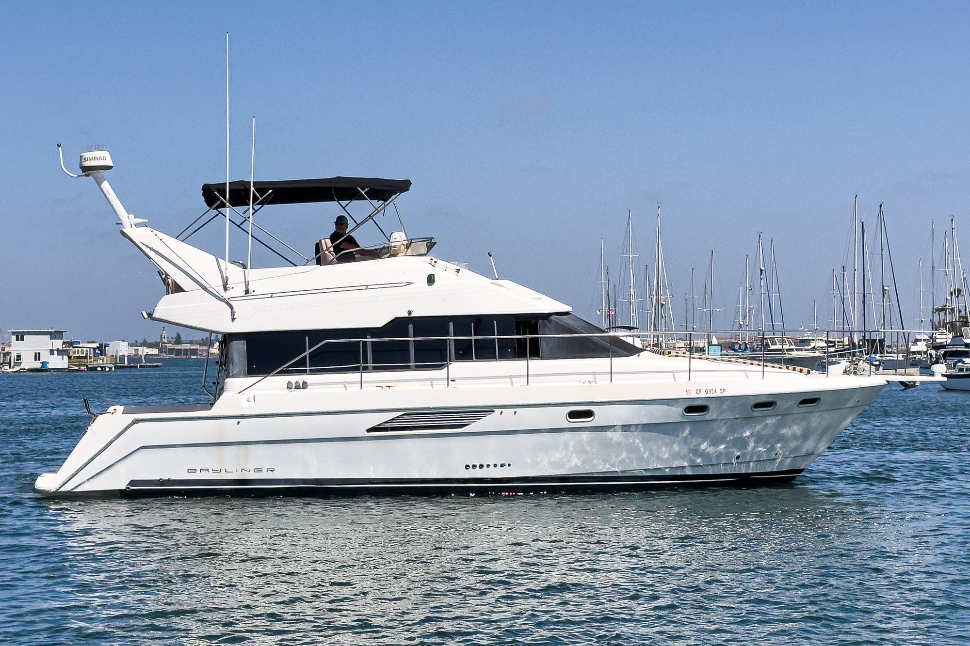 Used Bayliner 4388 Motoryacht 1992 for sale in San Diego, California ...