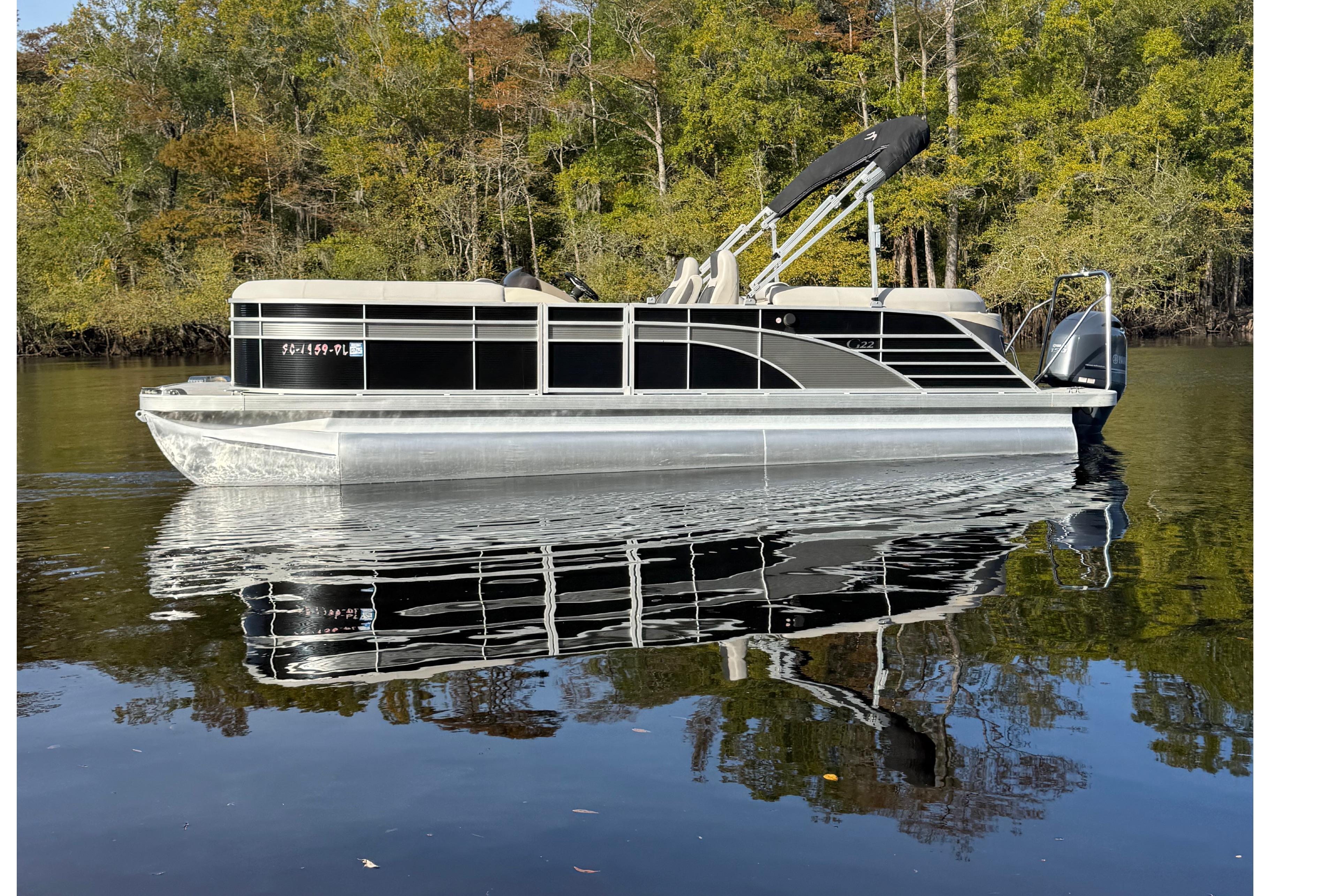 Used Bennington G 22 GSRFB 2019 for sale in Little River, South ...