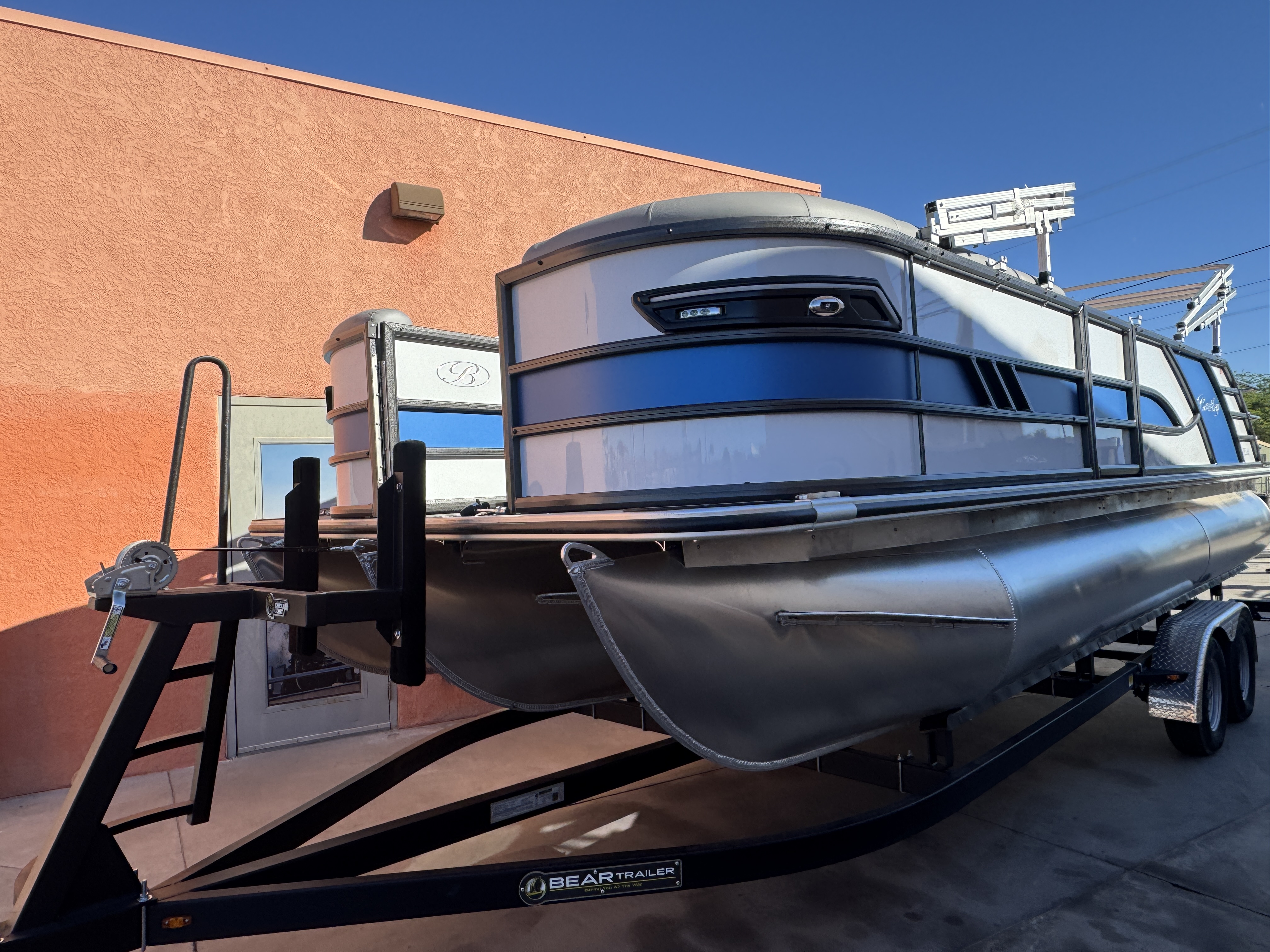 New Bentley Pontoons ELITE 223 SWINGBACK 2025 for sale in Bullhead City ...