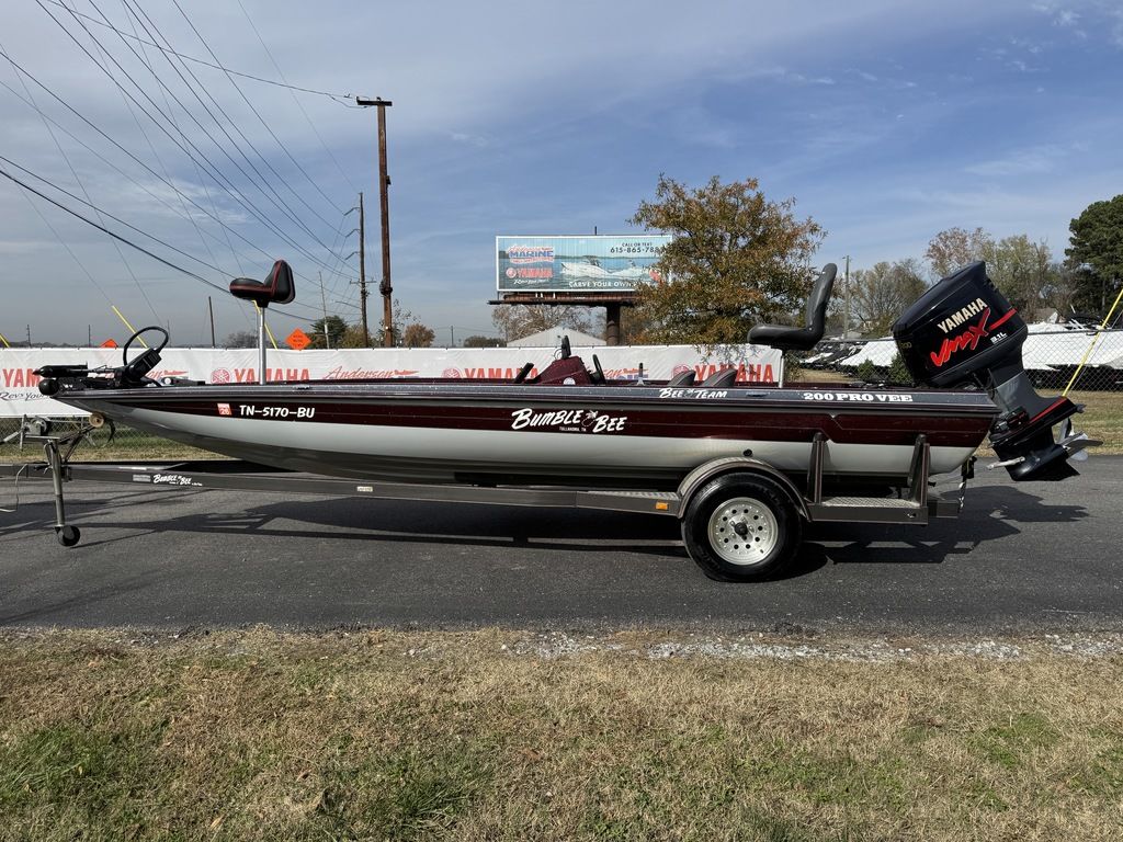 Used Bumble Bee 200 PRO VEE 1995 for sale in Nashville, Tennessee ...