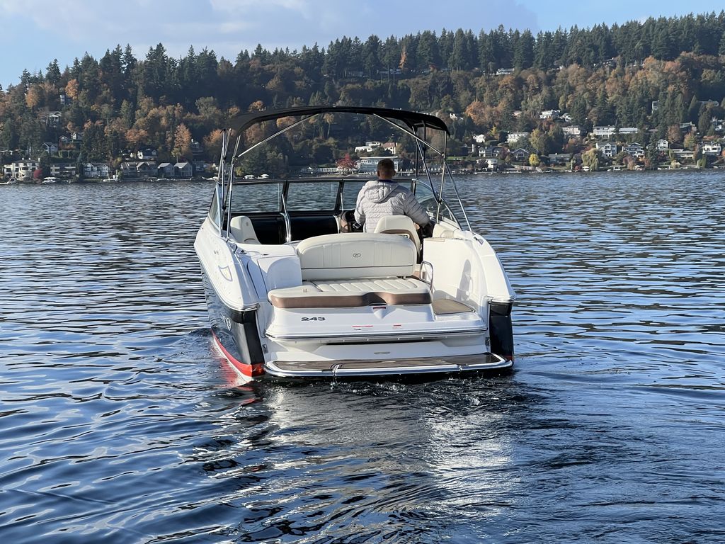 Used Cobalt Boats 243 2013 for sale in Seattle, Washington - Boatzon.com