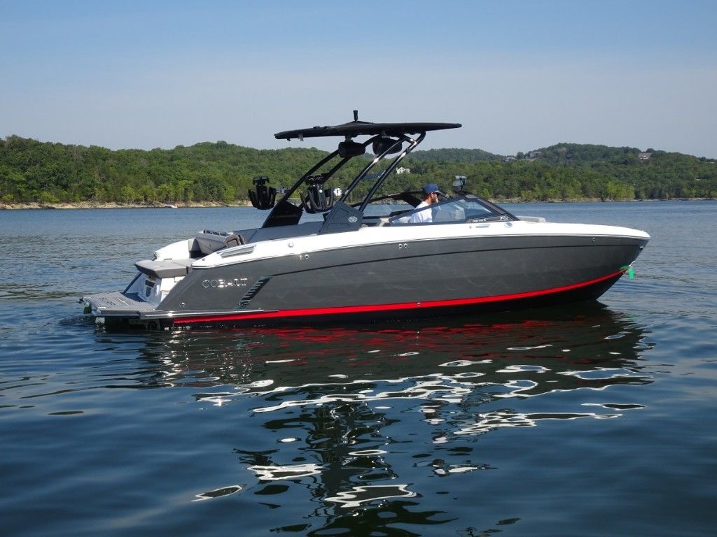 New Cobalt Boats R8 Surf 2026 for sale in Branson, Missouri - Boatzon.com
