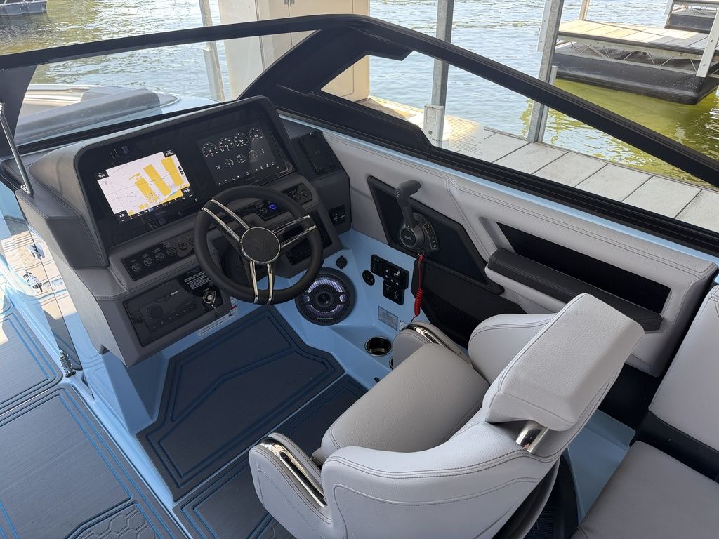 New Cobalt Boats R8 Surf 2026 for sale in Eldon, Missouri - Boatzon.com