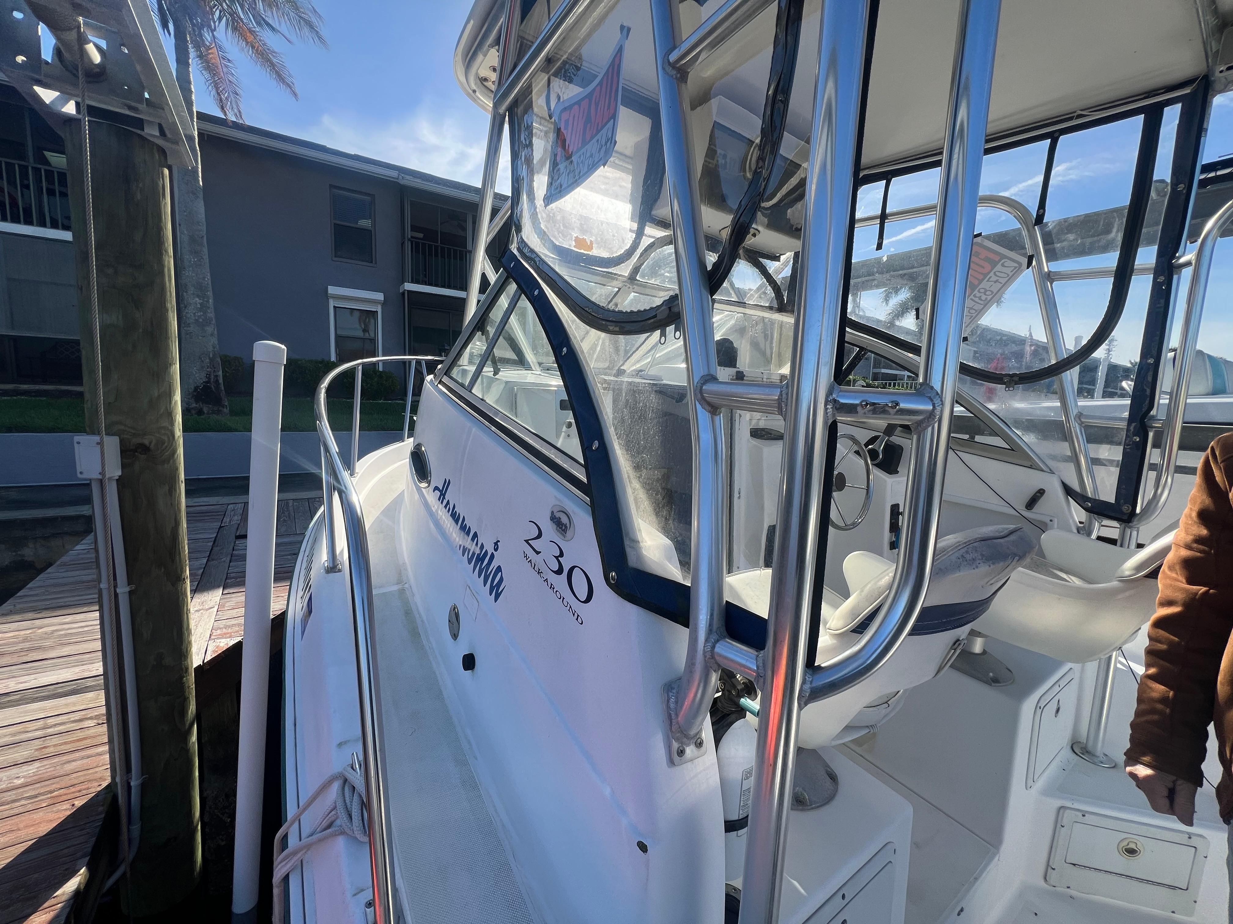 Used Cobia 230 Walkaround 2002 for sale in Fort Myers, Florida ...