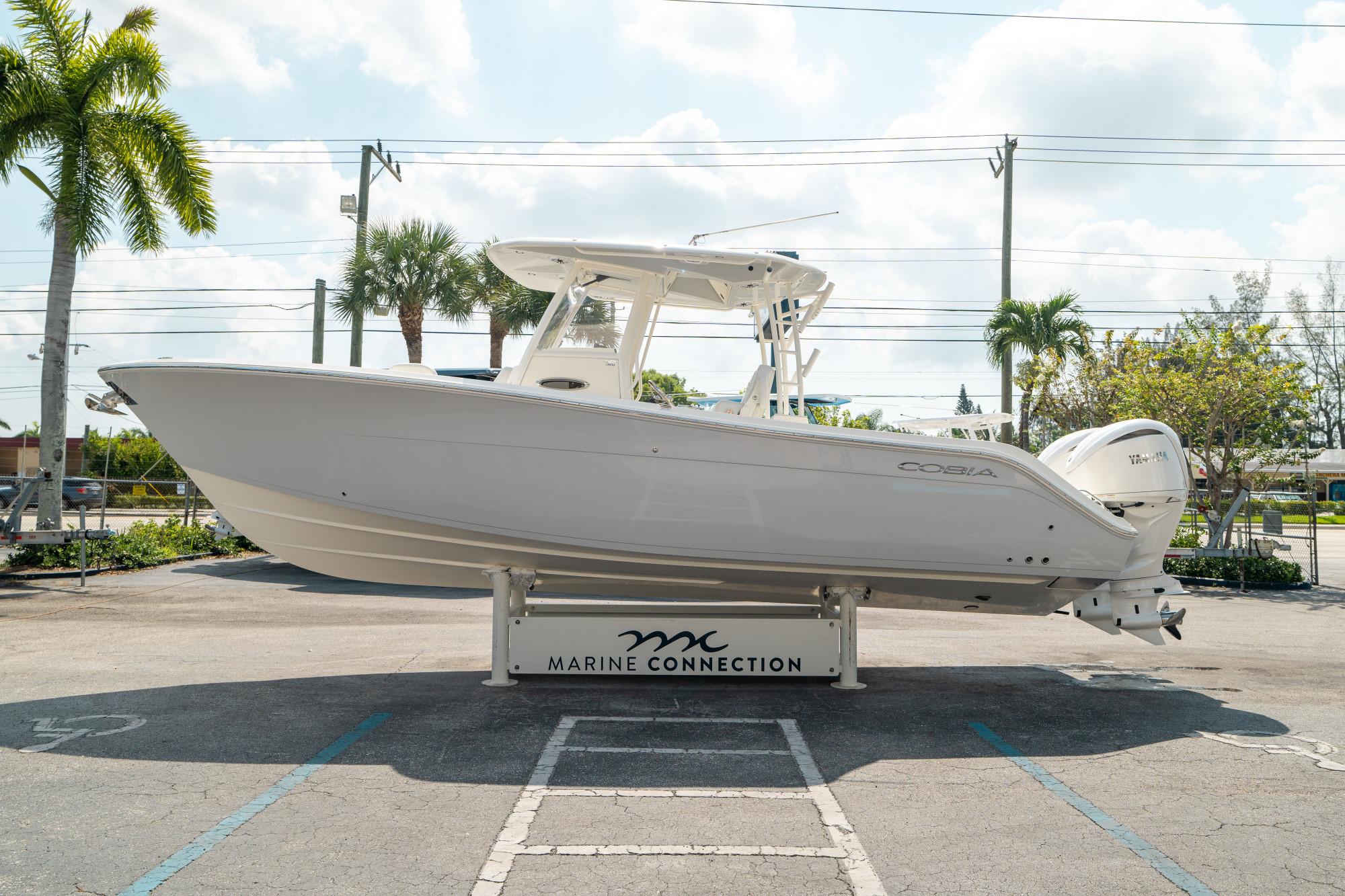 New Cobia 301 CC 2024 for sale in Miami, Florida - Boatzon.com