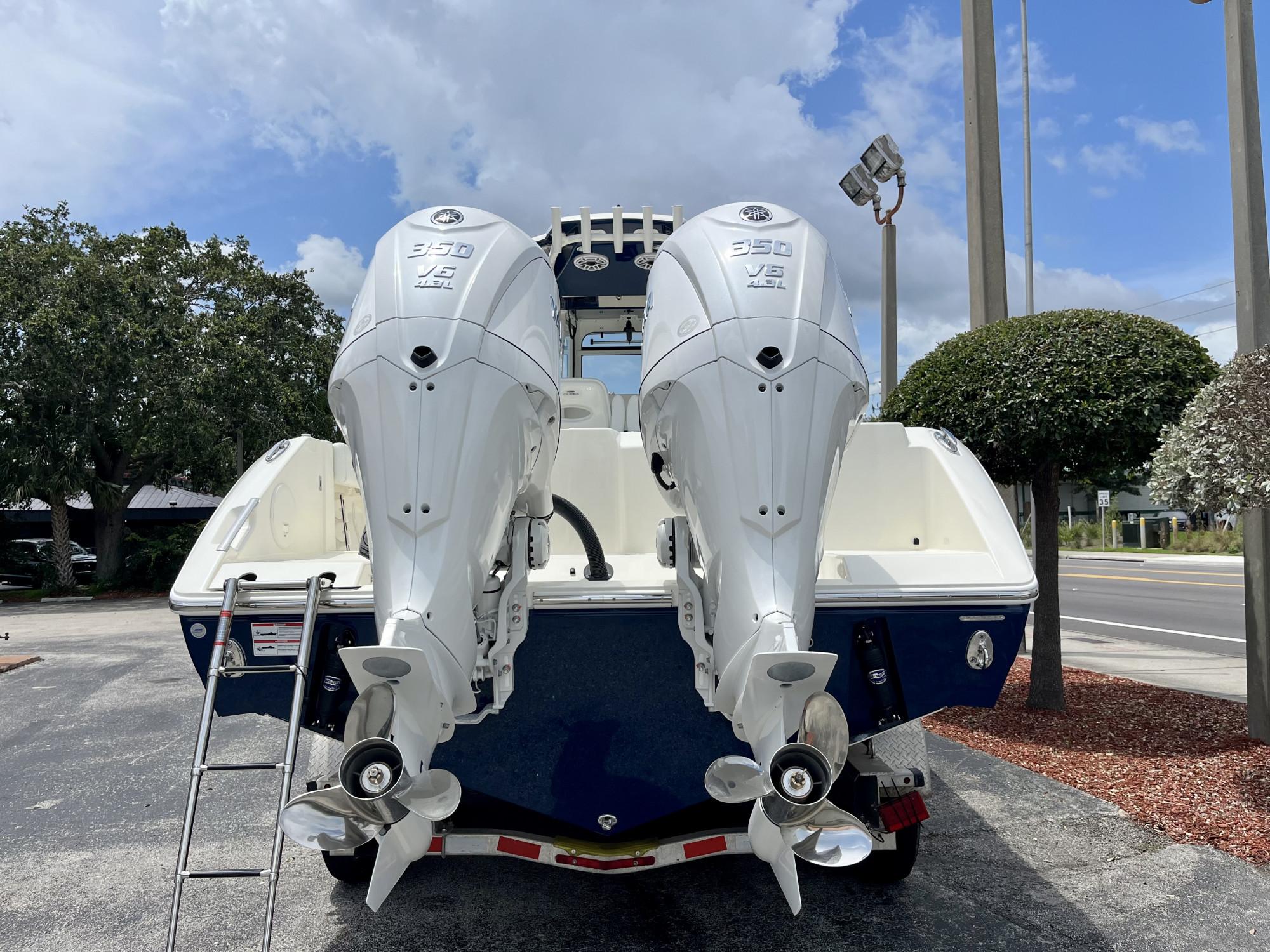 New Cobia 320 CC 2025 for sale in West Palm Beach, Florida - Boatzon.com
