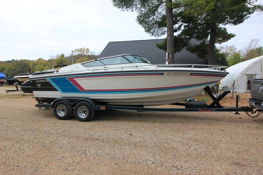 Used Formula 223 SS 1989 for sale in Afton, Minnesota - Boatzon.com
