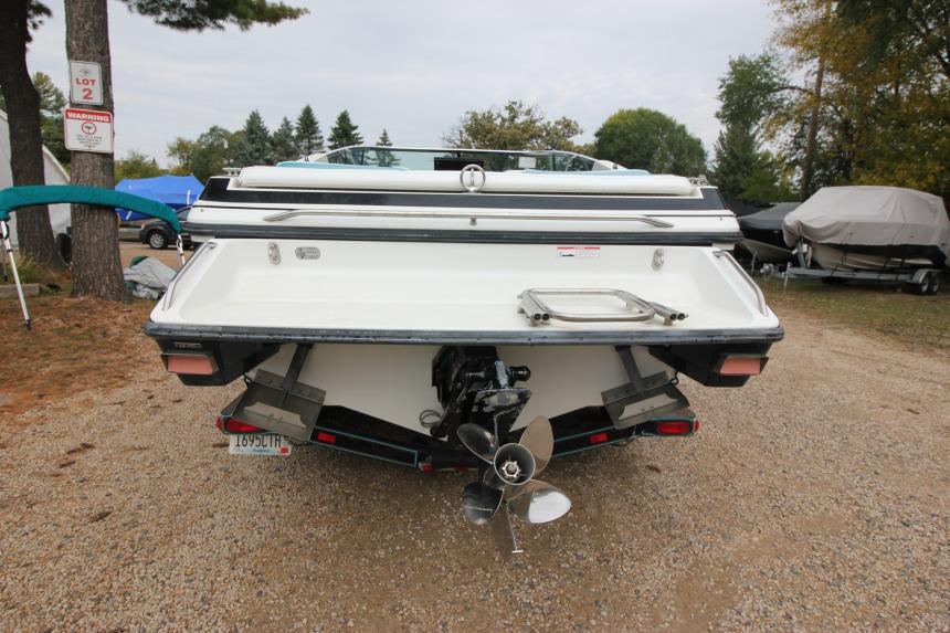 Used Formula 223 SS 1989 for sale in Afton, Minnesota - Boatzon.com