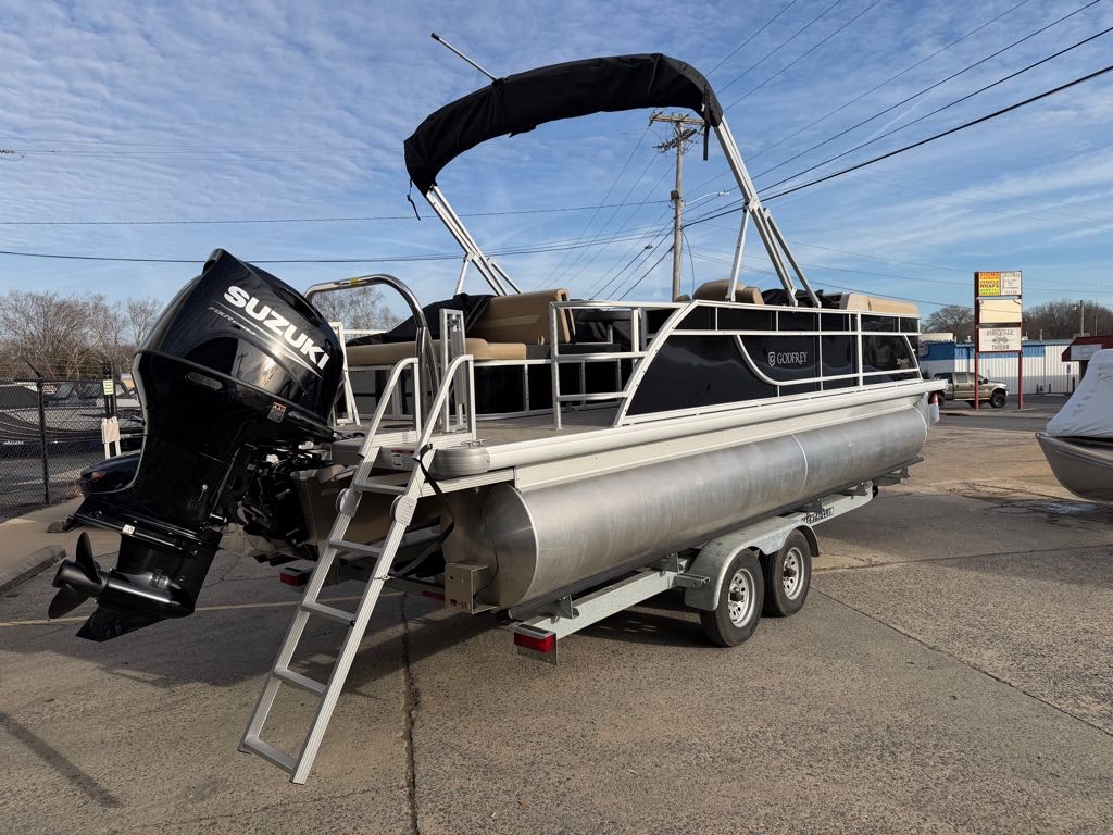New Godfrey Sweetwater 2286 SFLX TriToon 150 Suzuki 2026 for sale in ...