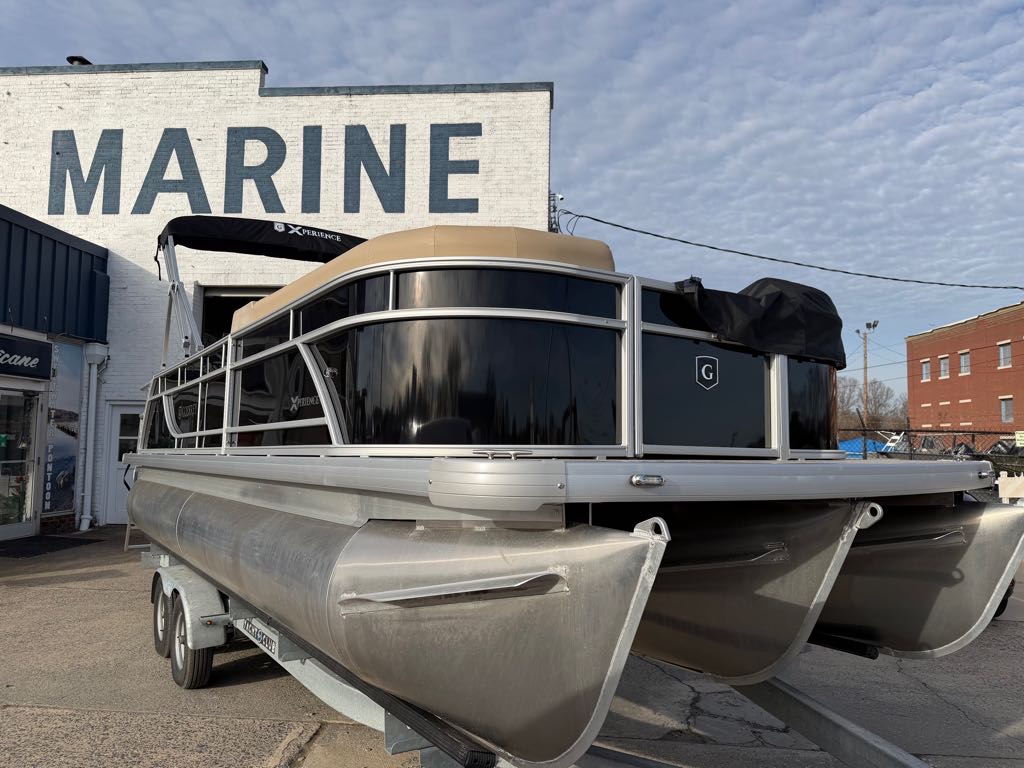 New Godfrey Sweetwater 2286 SFLX TriToon 150 Suzuki 2026 for sale in ...