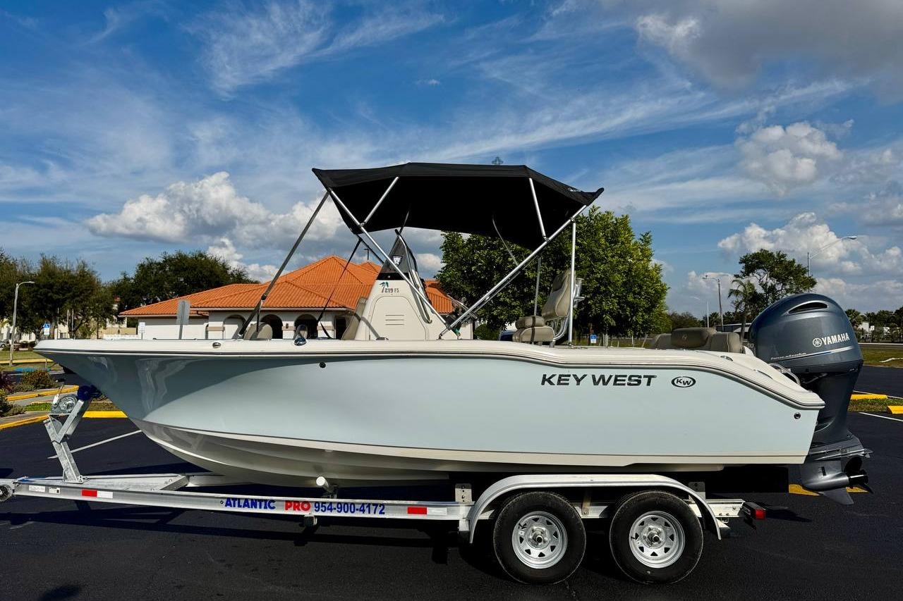 Used Key West 219 FS 2023 for sale in Palmetto, Florida - Boatzon.com