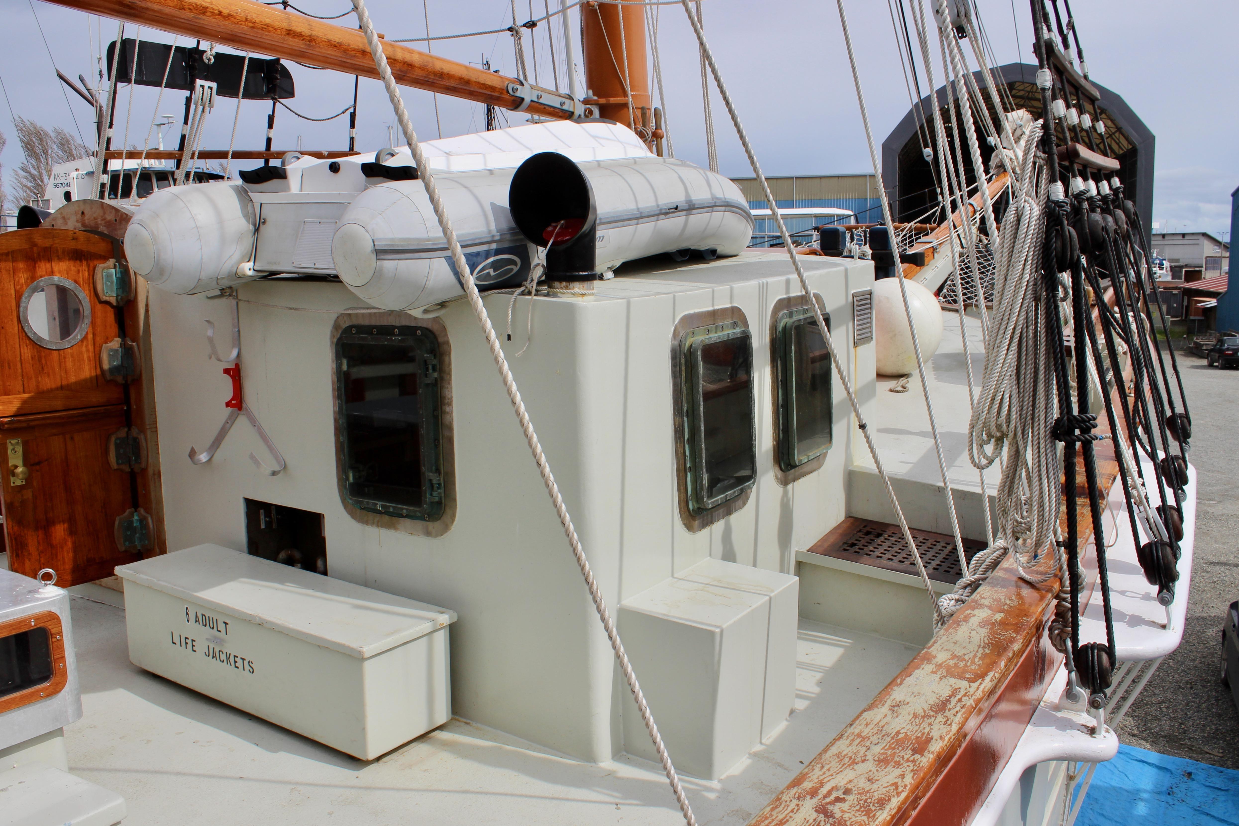 Used Lahaina Welding Co Square Topsail Ketch 1988 for sale in Port ...