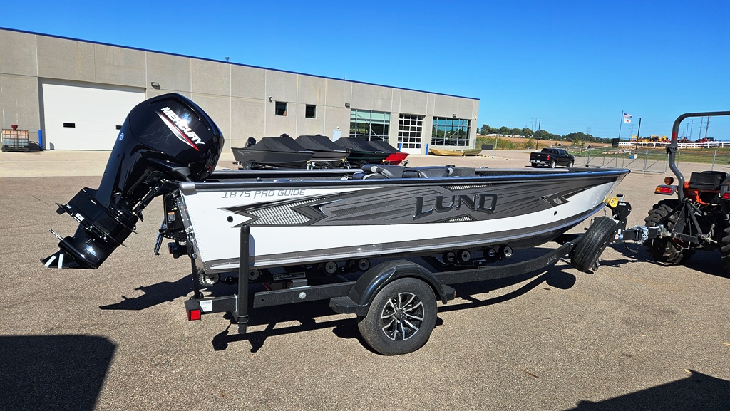 New Lund 1875 Pro Guide 2026 for sale in Shakopee, Minnesota - Boatzon.com