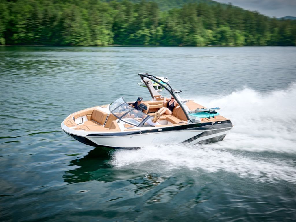 New Malibu Boats 21 LX 2026 for sale in Lake Placid, Florida - Boatzon.com