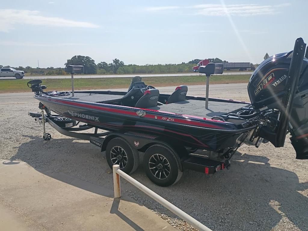 New Phoenix 721 ZXL 2026 for sale in Eastland, Texas - Boatzon.com