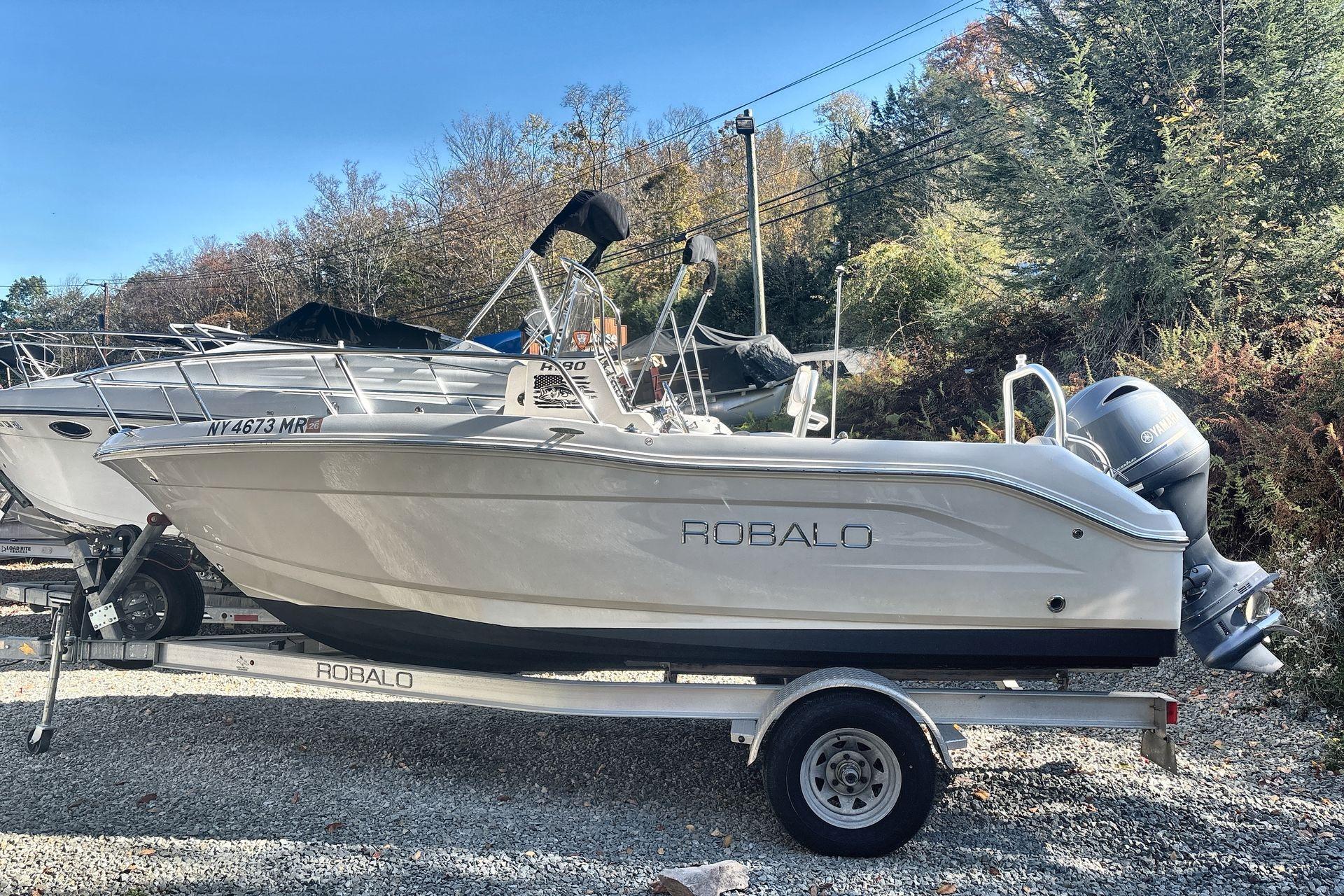 Used Robalo R180 Center Console 2019 for sale in Greentown ...