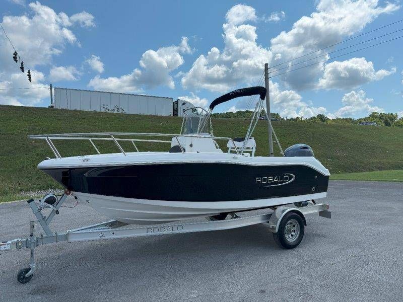 Used Robalo R180 Center Console 2019 for sale in Somerset, Kentucky ...