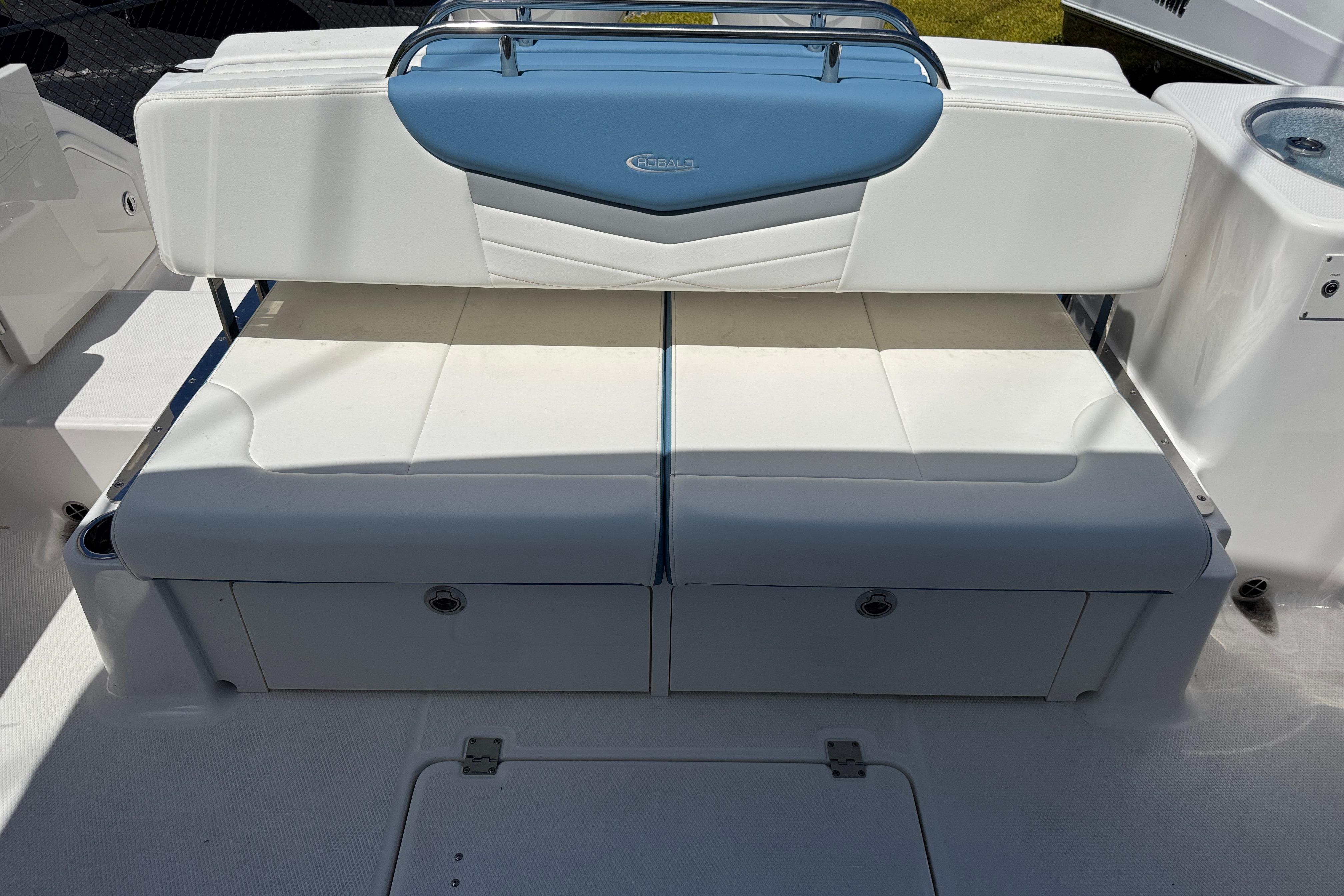 New Robalo R317 Dual Console 2026 for sale in Key Largo, Florida ...
