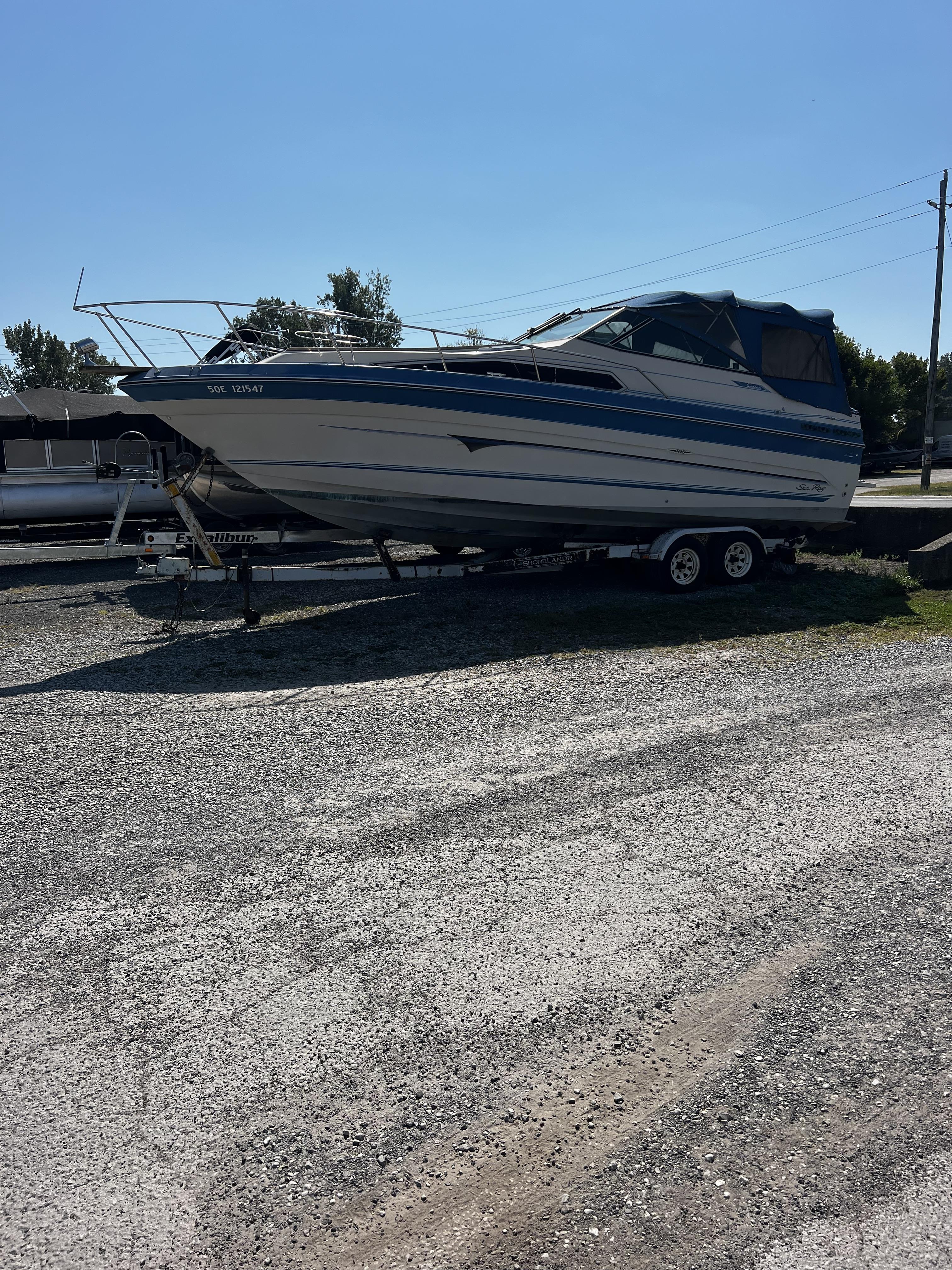 Used Sea Ray Sundancer 268 1988 for sale in Port Rowan, Ontario ...