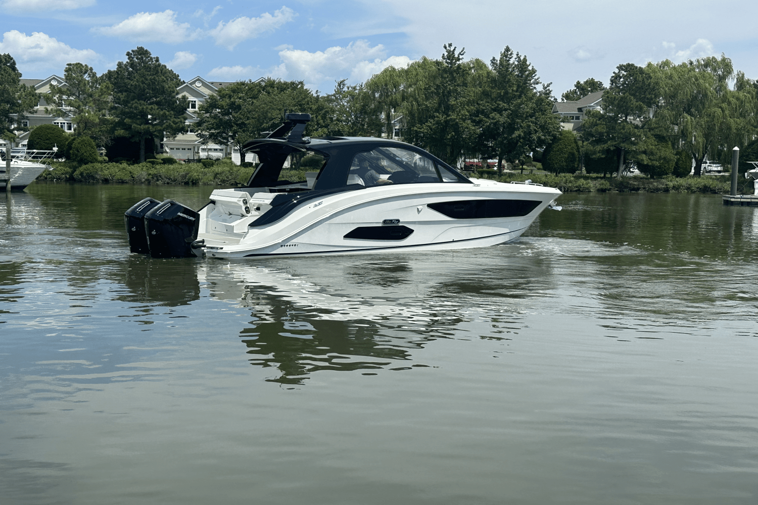 New Sea Ray Sundancer 370 Outboard 2025 for sale in Grasonville ...