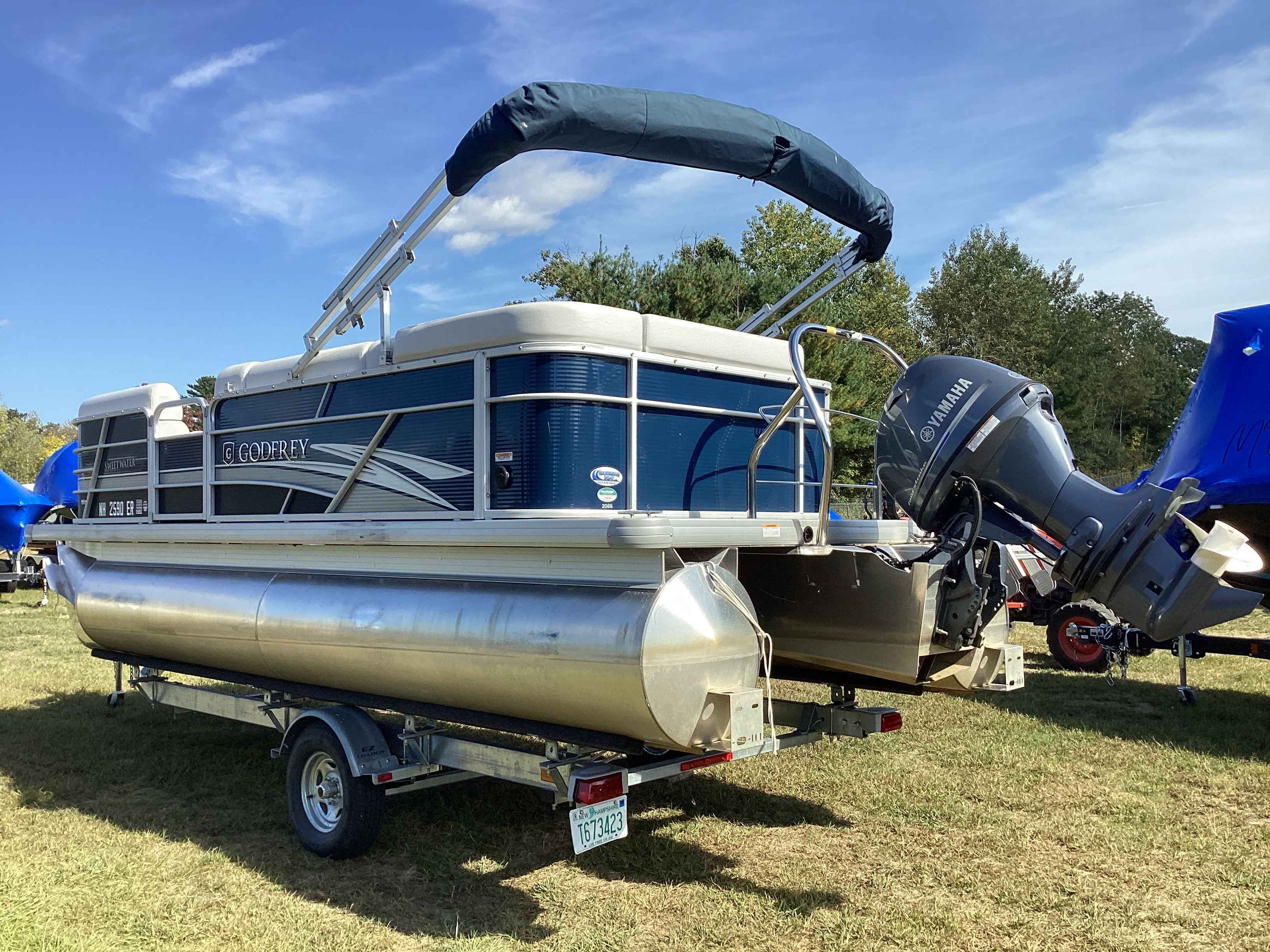 Used Sweetwater 2086 C 2021 for sale in Laconia, New Hampshire ...
