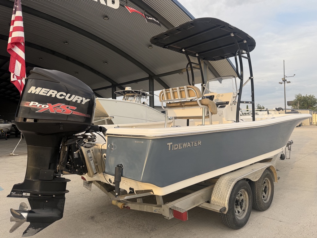 Used Tidewater 2200 2016 for sale in Marrero, Louisiana - Boatzon.com