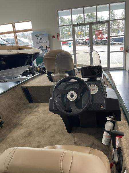 New Tracker BT CLASSIC SE 2025 for sale in Rockport, Maine - Boatzon.com