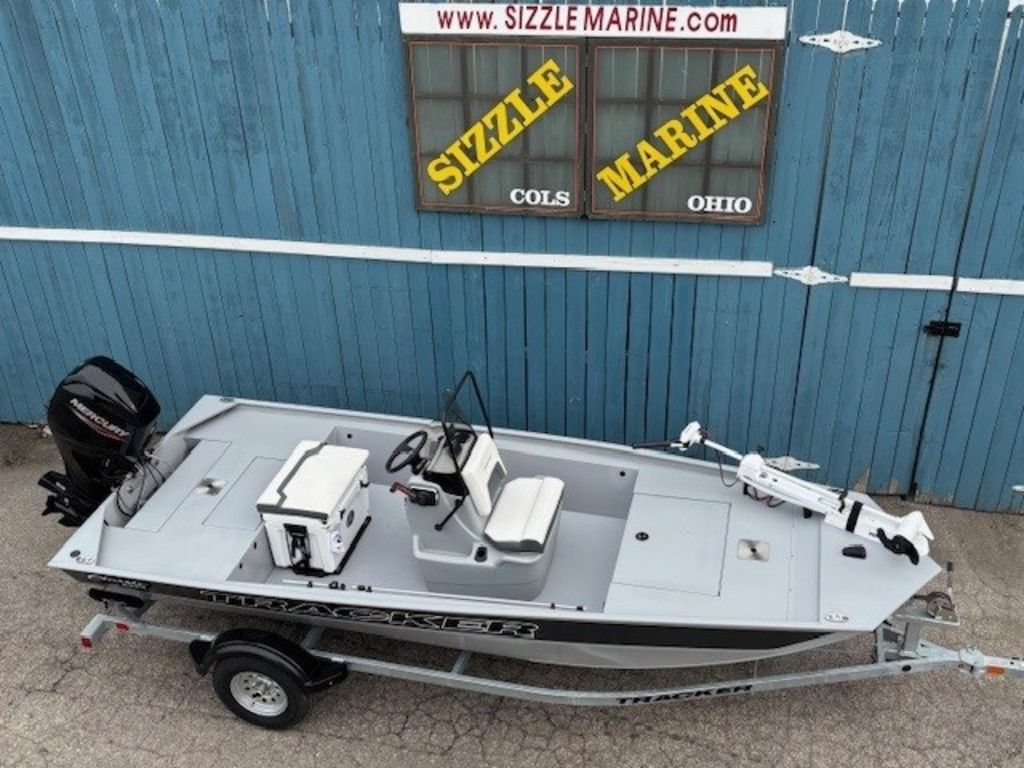 New Tracker® Boats Bass Tracker Classic Center Console 2026 for sale in ...