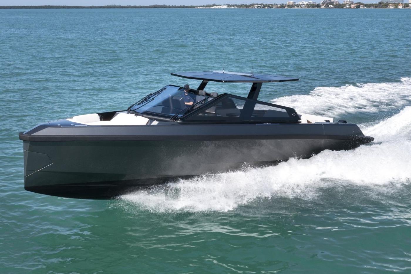 Used Wally Wallytender 43X 2021 for sale in Huntington, New York - Boatzon.com