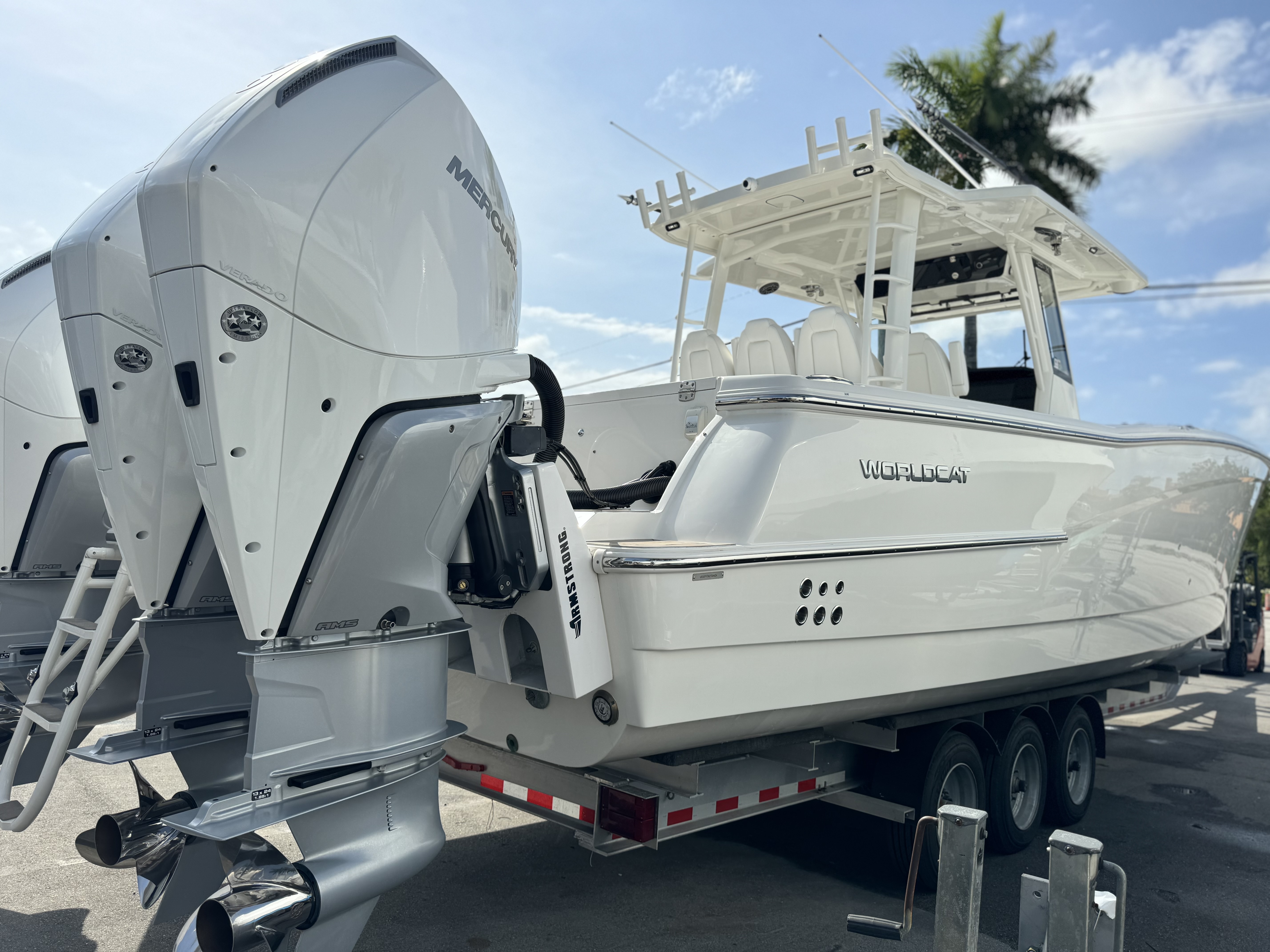 Used WORLD CAT BOATS 2024 for sale in Fort Lauderdale, Florida ...
