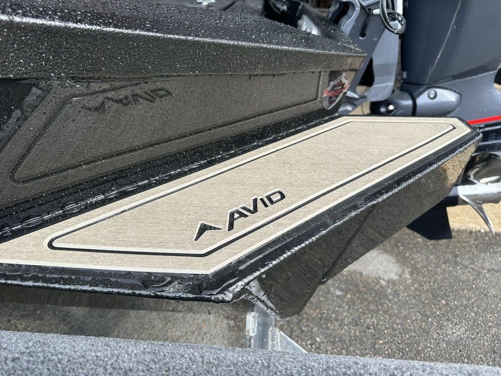 New Avid 18 Commander 2025 for sale in Hattiesburg, Mississippi ...