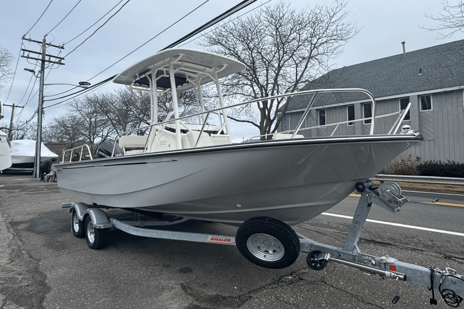 New Boston Whaler 210 Montauk 2025 for sale in huntington, New York - Boatzon.com