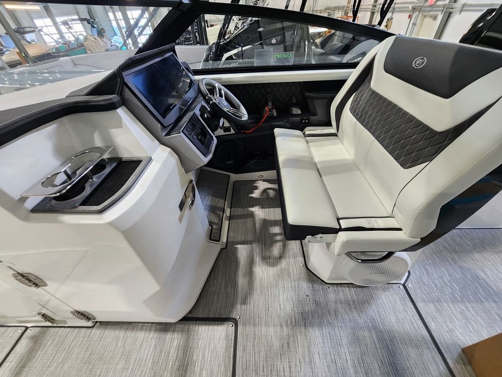 New Cobalt Boats R31 Sterndrive 2026 for sale in Meredith, New ...