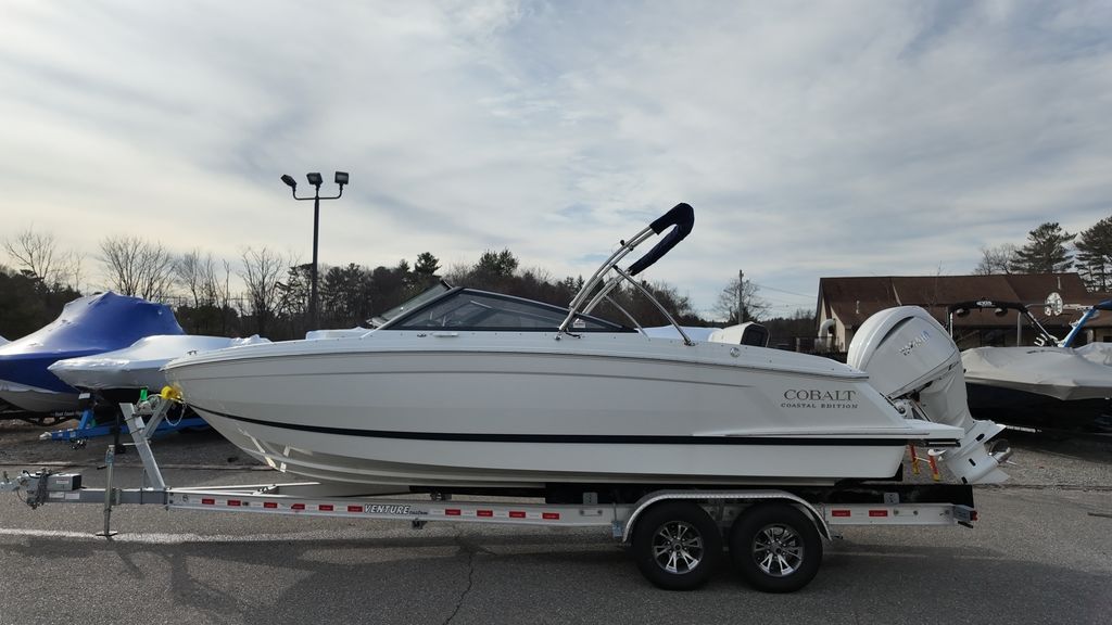New Cobalt Boats R4 Outboard 2025 for sale in Southold, New York ...