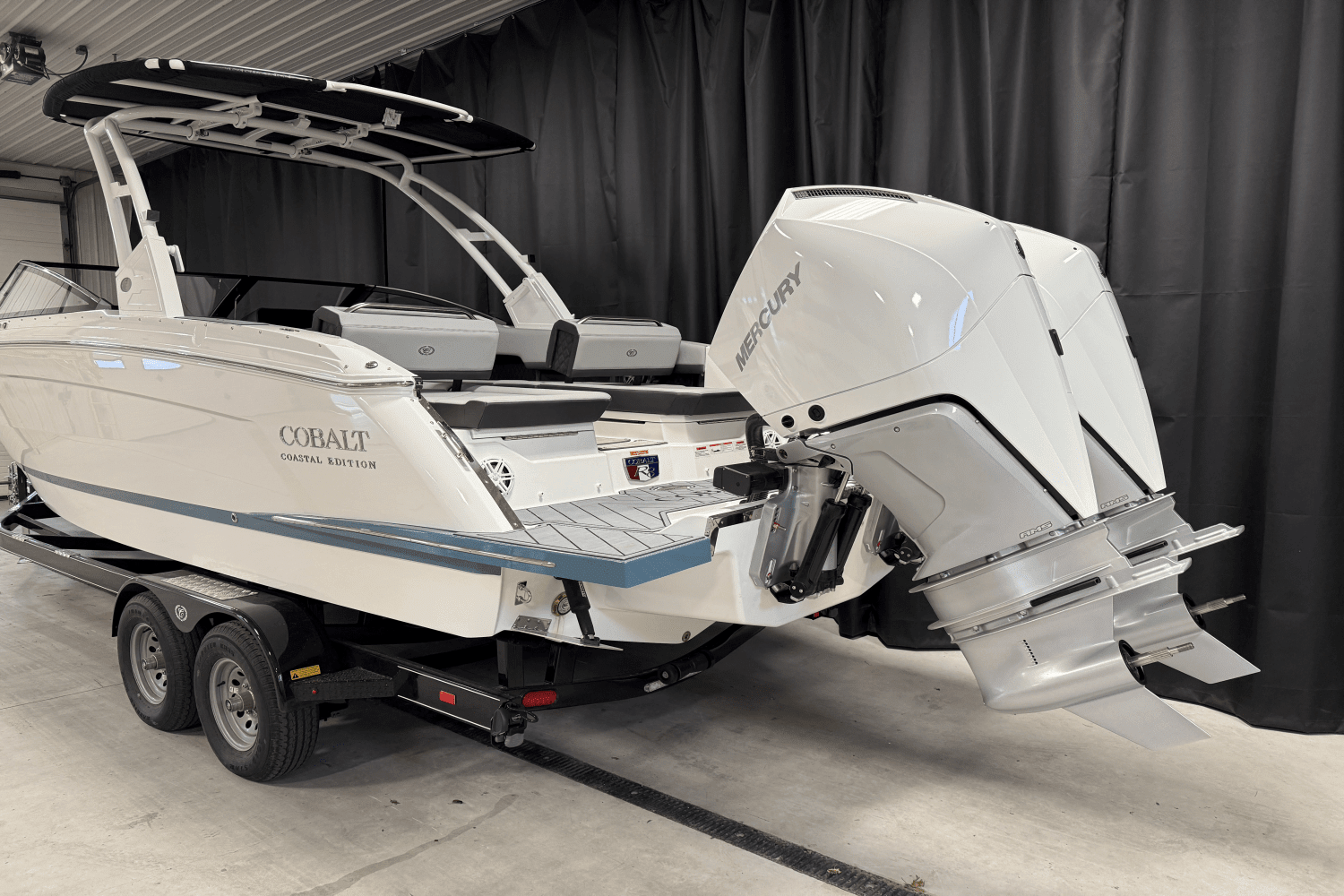 New Cobalt R8 Outboard 2025 for sale in Crosslake, Minnesota - Boatzon.com