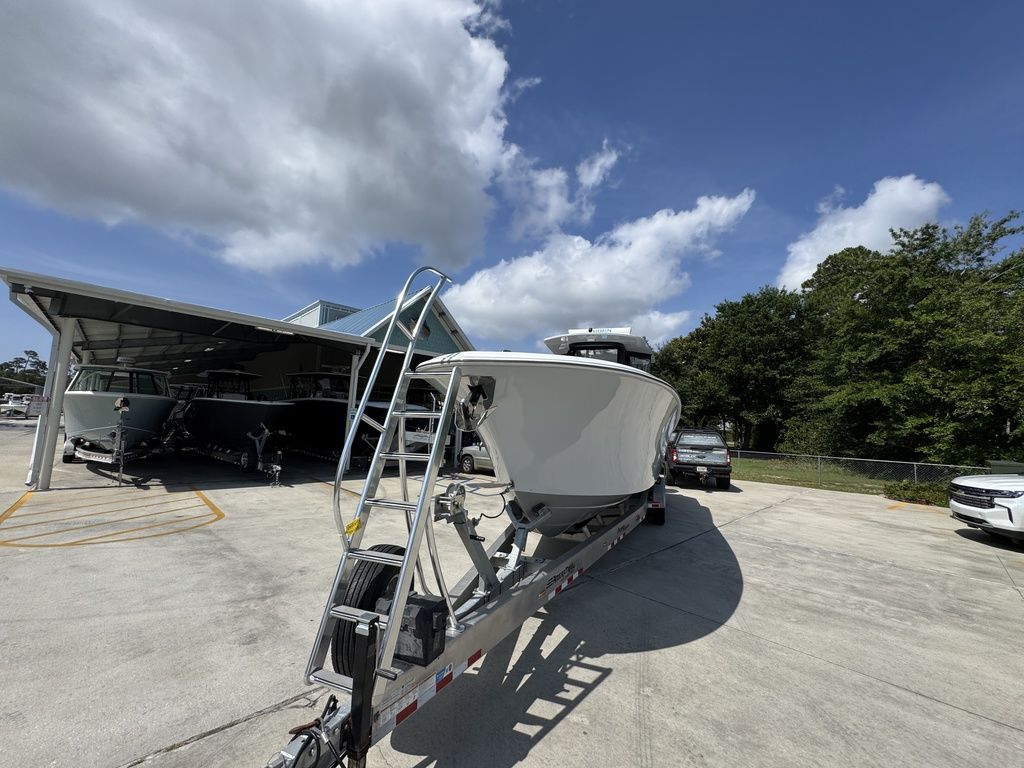 Used Front Runner Boats 36 Center Console 2023 for sale in orange beach ...