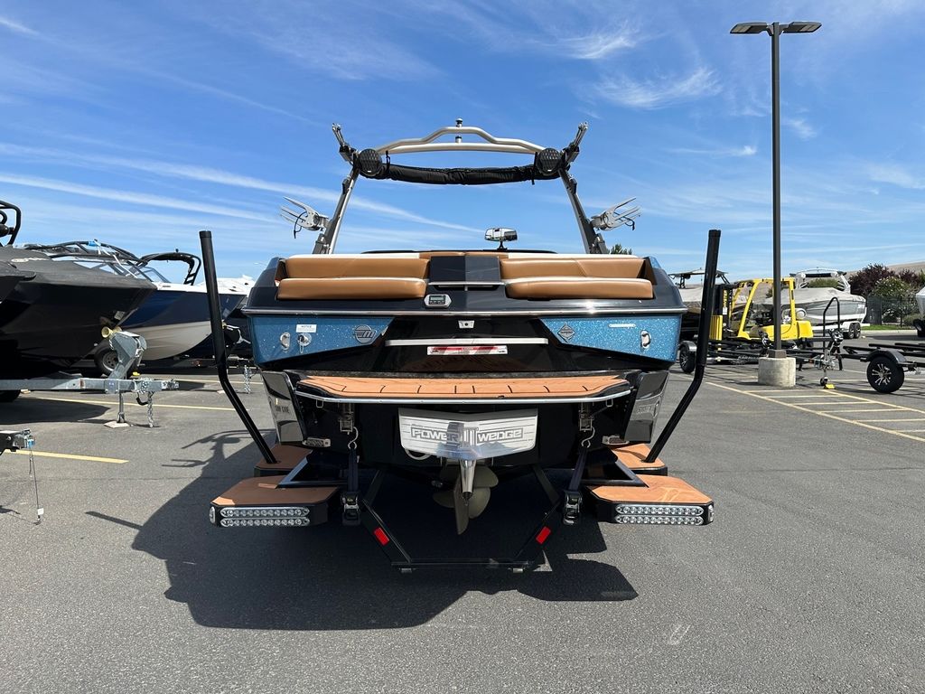Used Malibu Boats 22 LSV 2022 for sale in Prosser, Washington - Boatzon.com