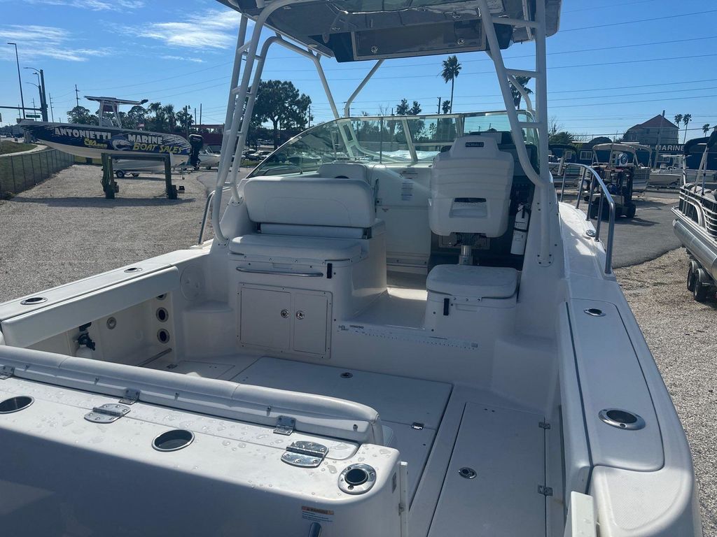 Used Robalo R305 Walkaround 2018 for sale in hudson, Florida - Boatzon.com