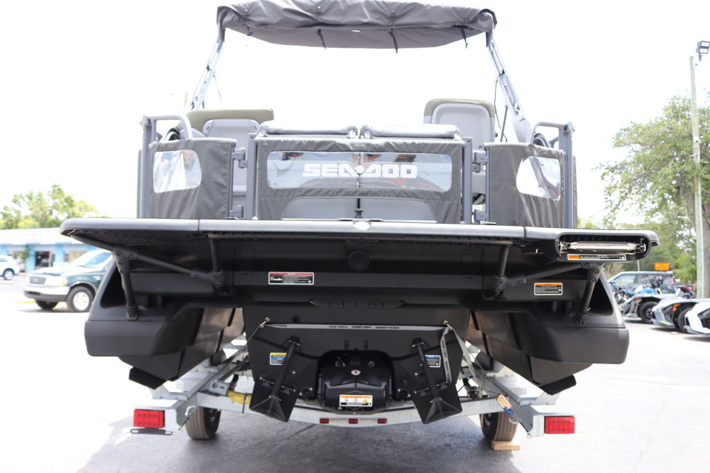 New Sea-Doo Switch Fish 18 170 hp Galvanized 2025 for sale in ...