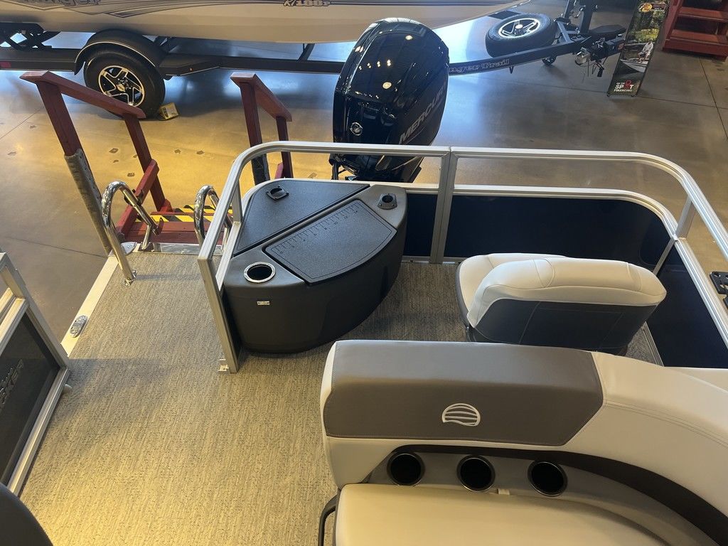 New Sun Tracker 8648 2026 for sale in Springdale, Arkansas - Boatzon.com