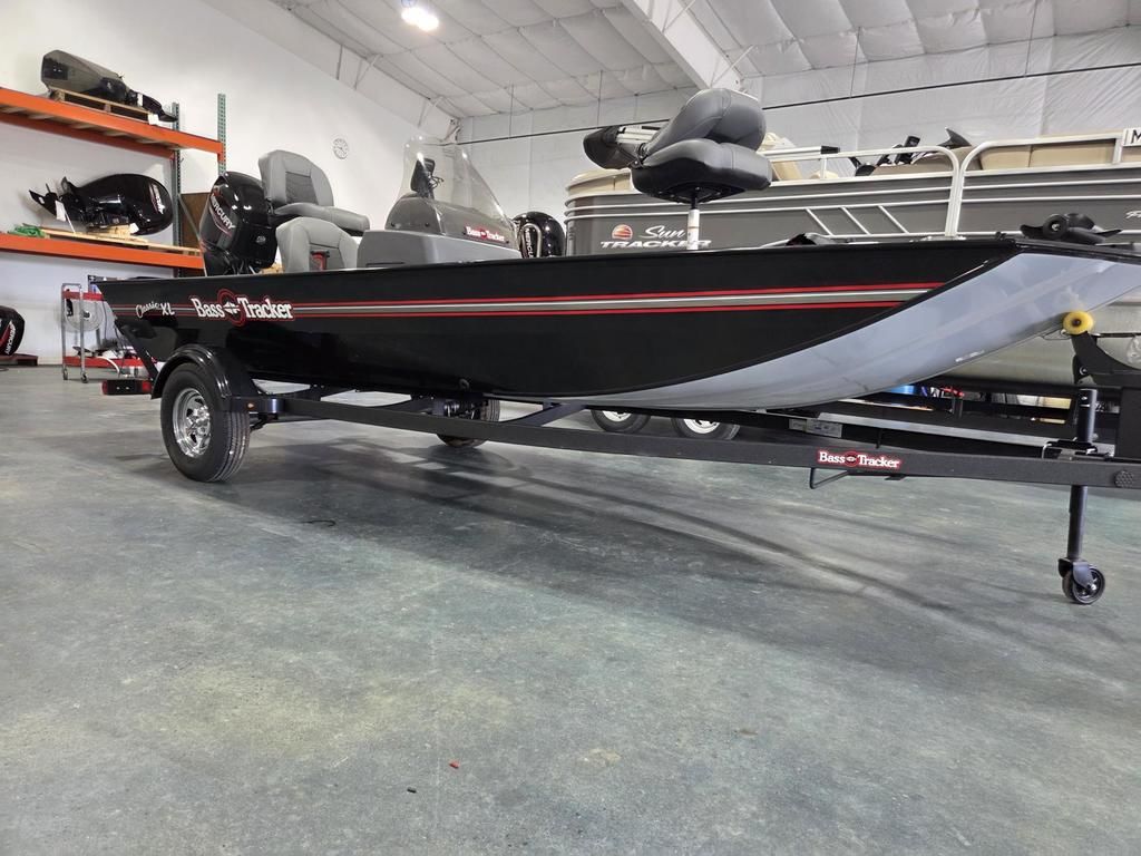 New Tracker® Boats BT CLASSIC XL 2026 for sale in South Portland, Maine ...